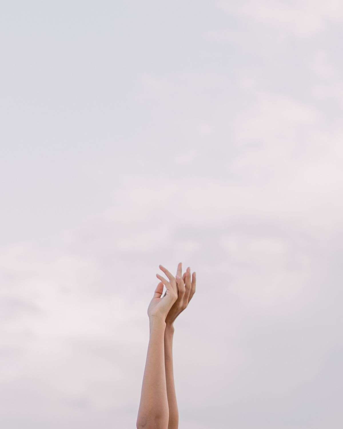 Hands Reaching Towards The Sky I Worship Photos, Download The BEST Free ...