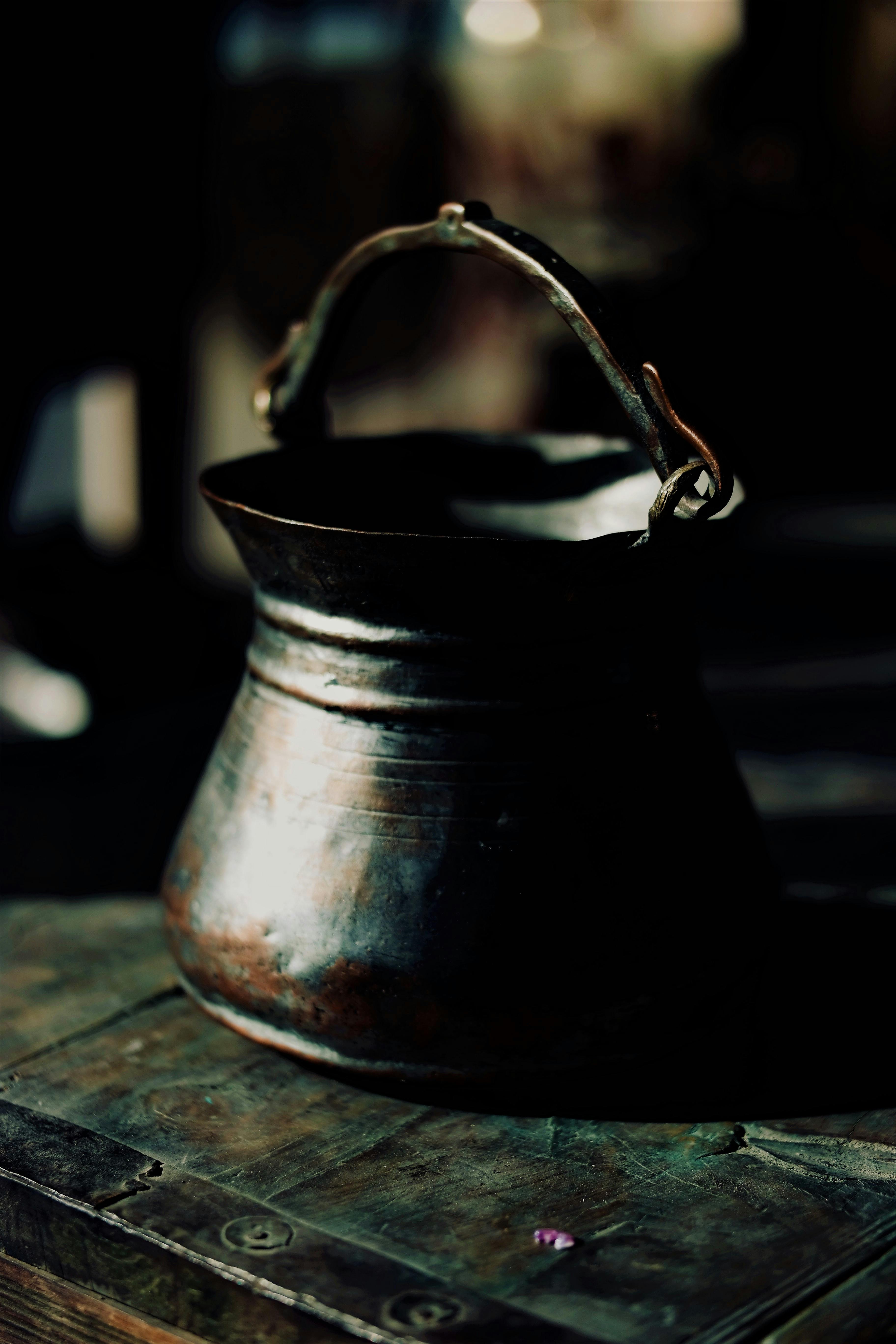 Old Pot with Handle · Free Stock Photo