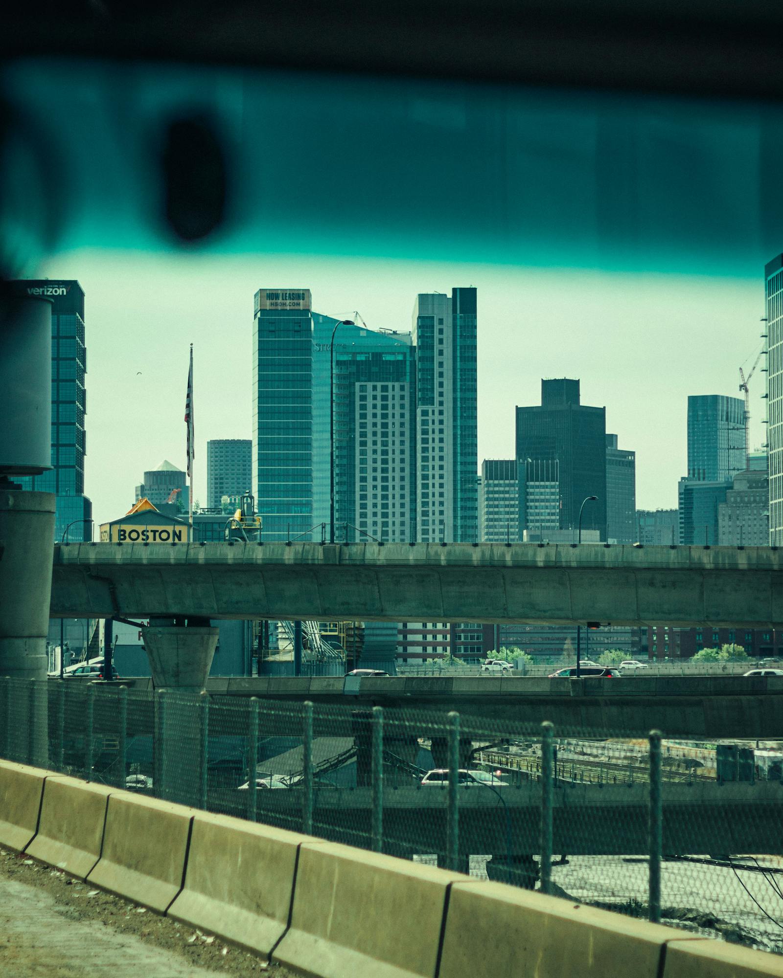 Bridge Between Buildings Photos, Download The BEST Free Bridge Between ...