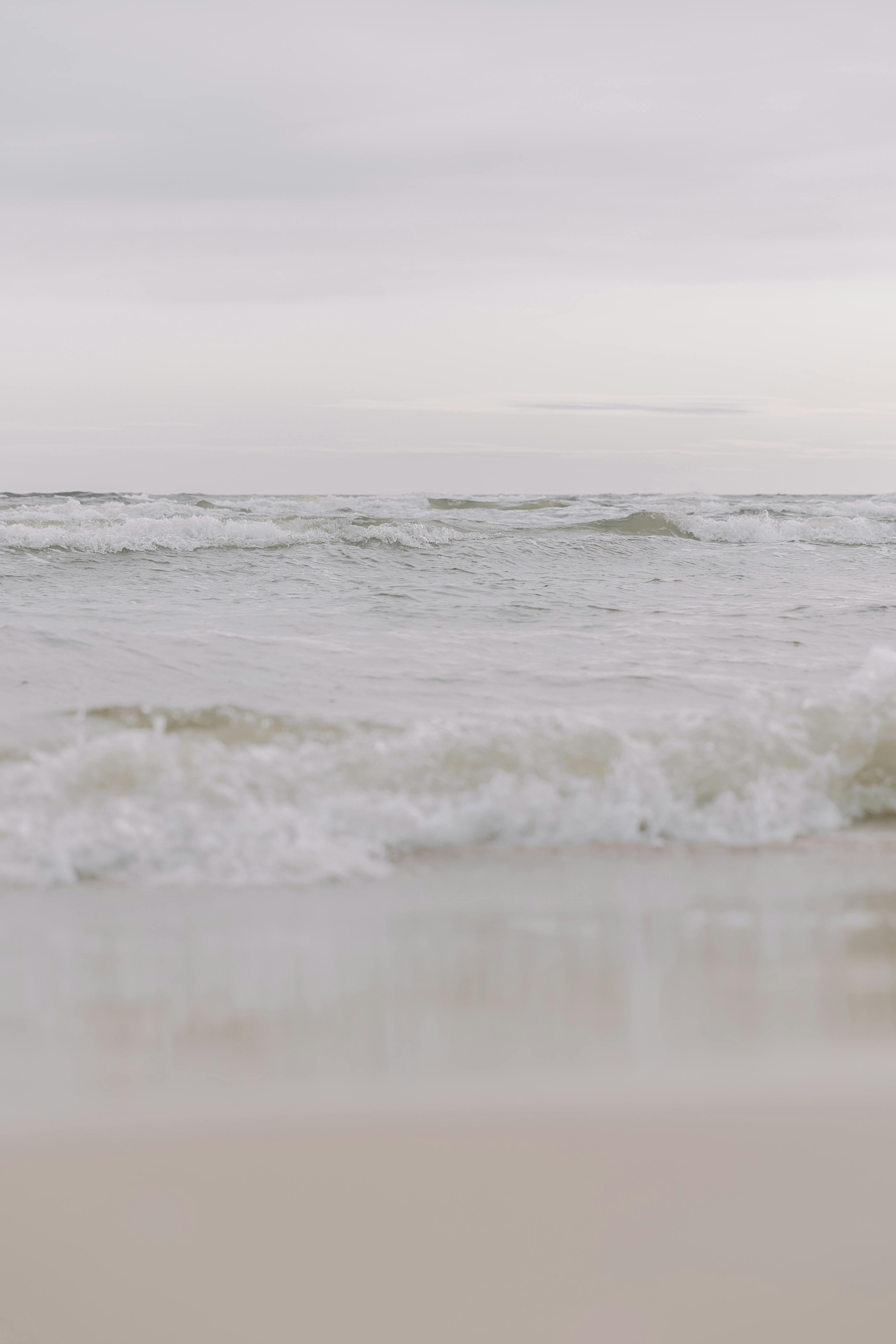 Close up of Wave on Shore · Free Stock Photo