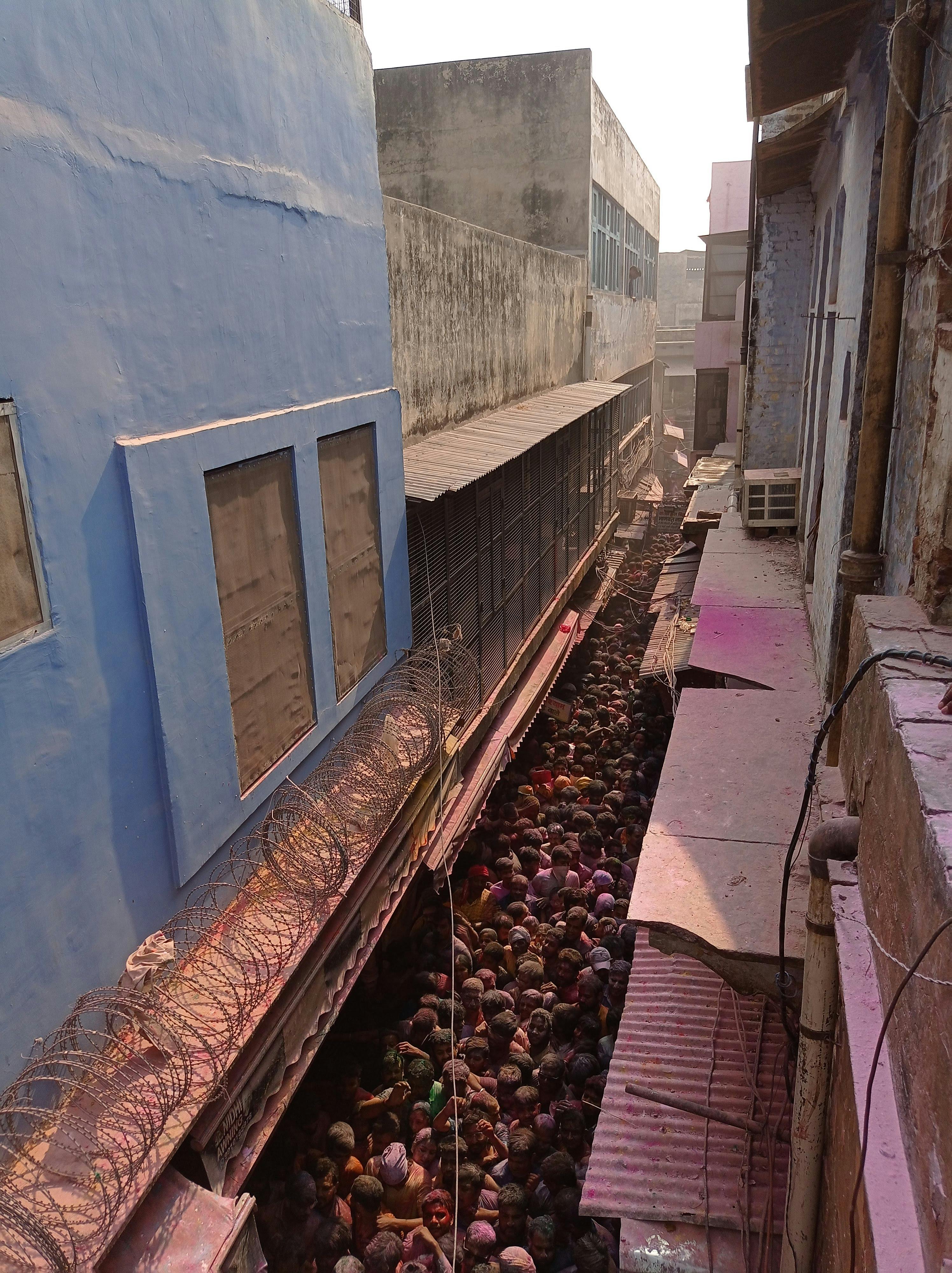 Cafe Tables in Narrow Passage · Free Stock Photo