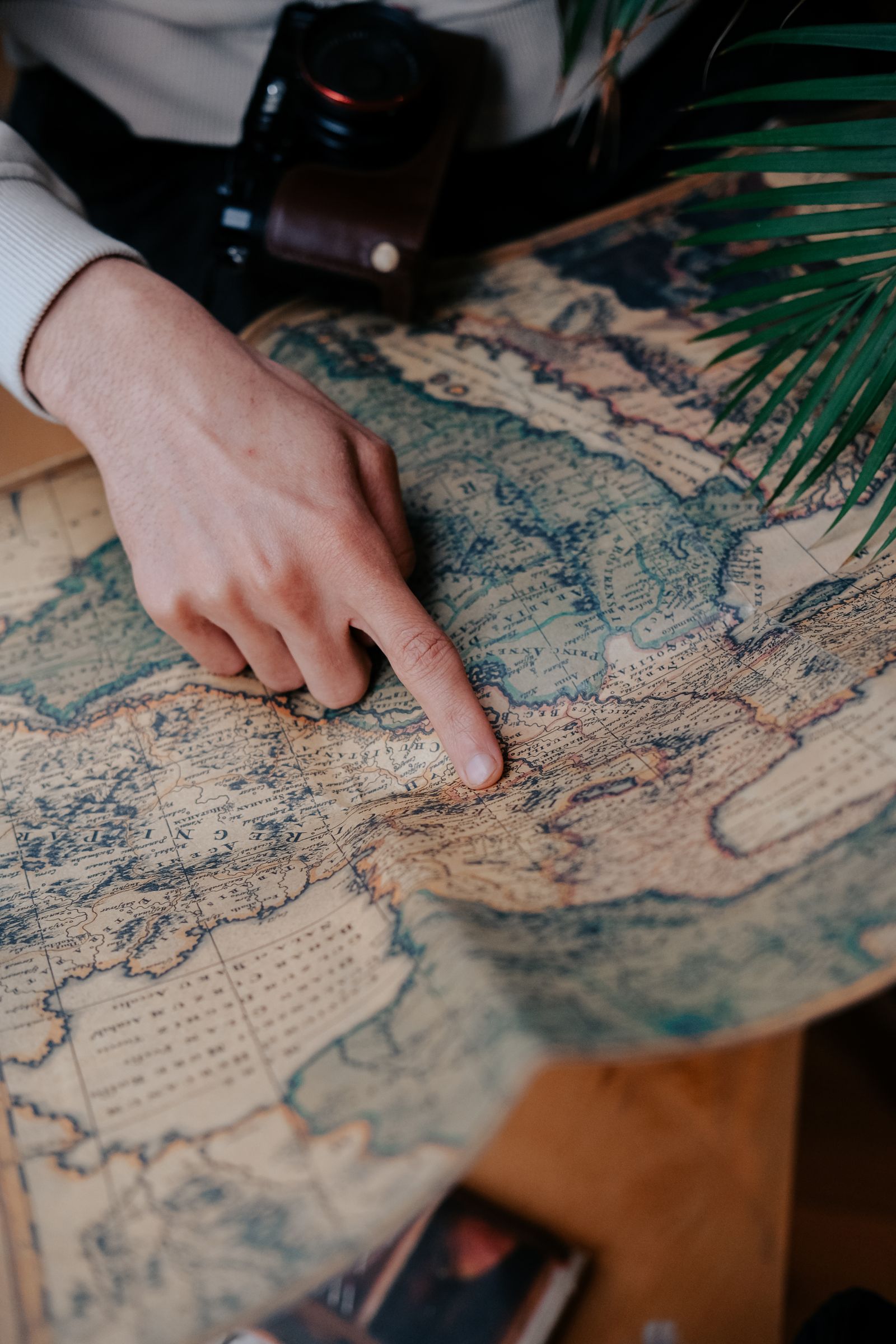 10,000+ Best Map Photos · 100% Free Download · Pexels Stock Photos