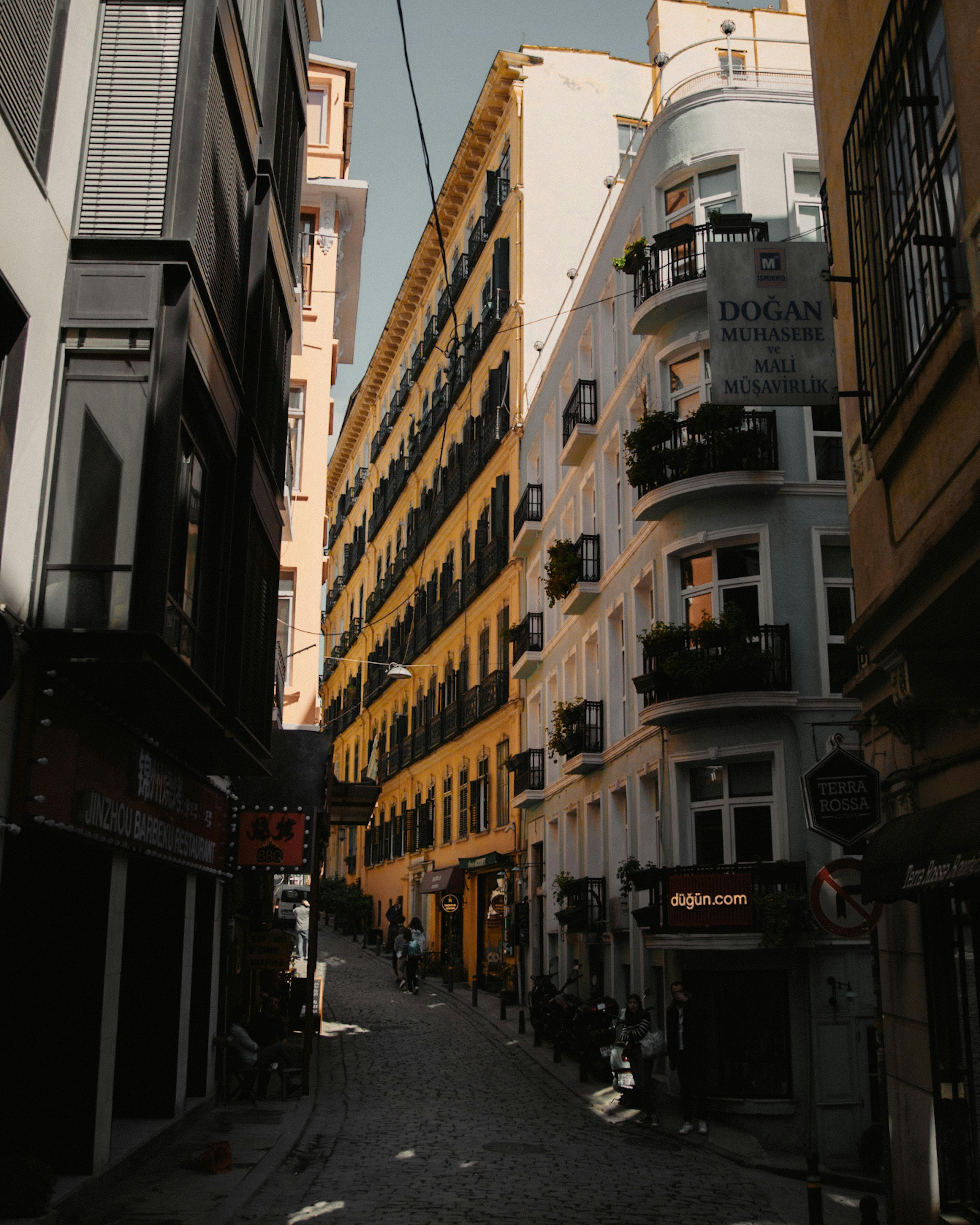 Narrow Urban Street · Free Stock Photo