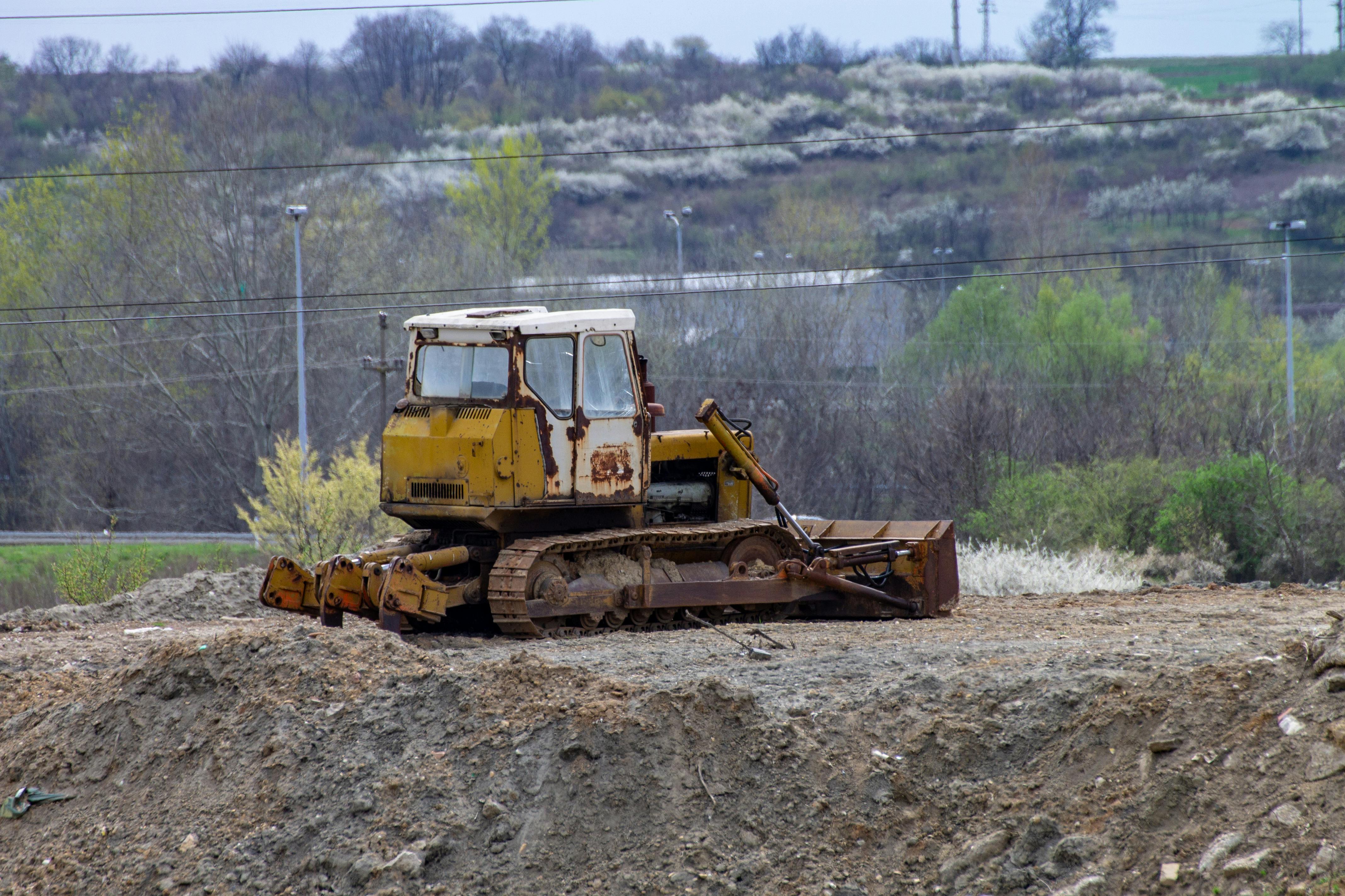 Construction Site With Idle Equipment Photos, Download The BEST Free ...
