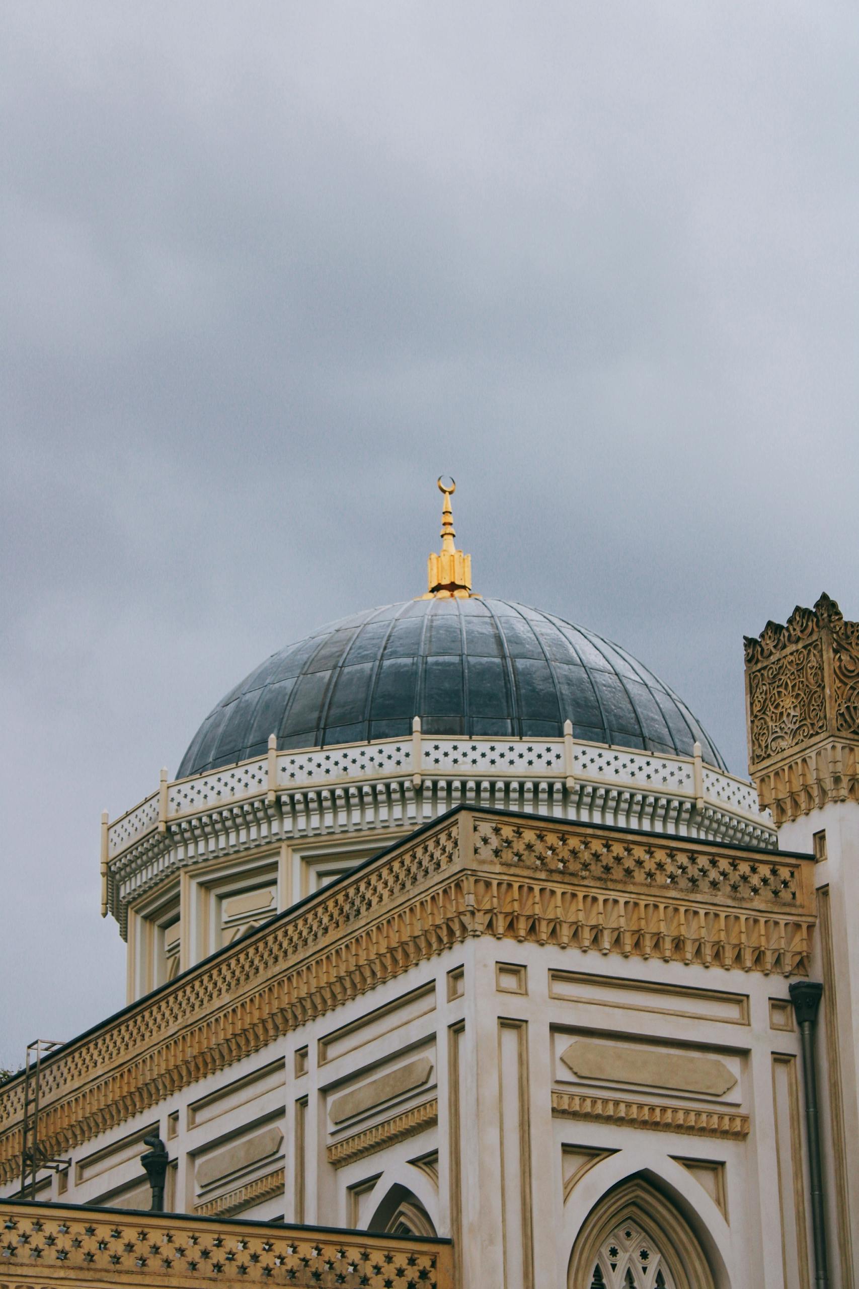 Dome of Mosque · Free Stock Photo