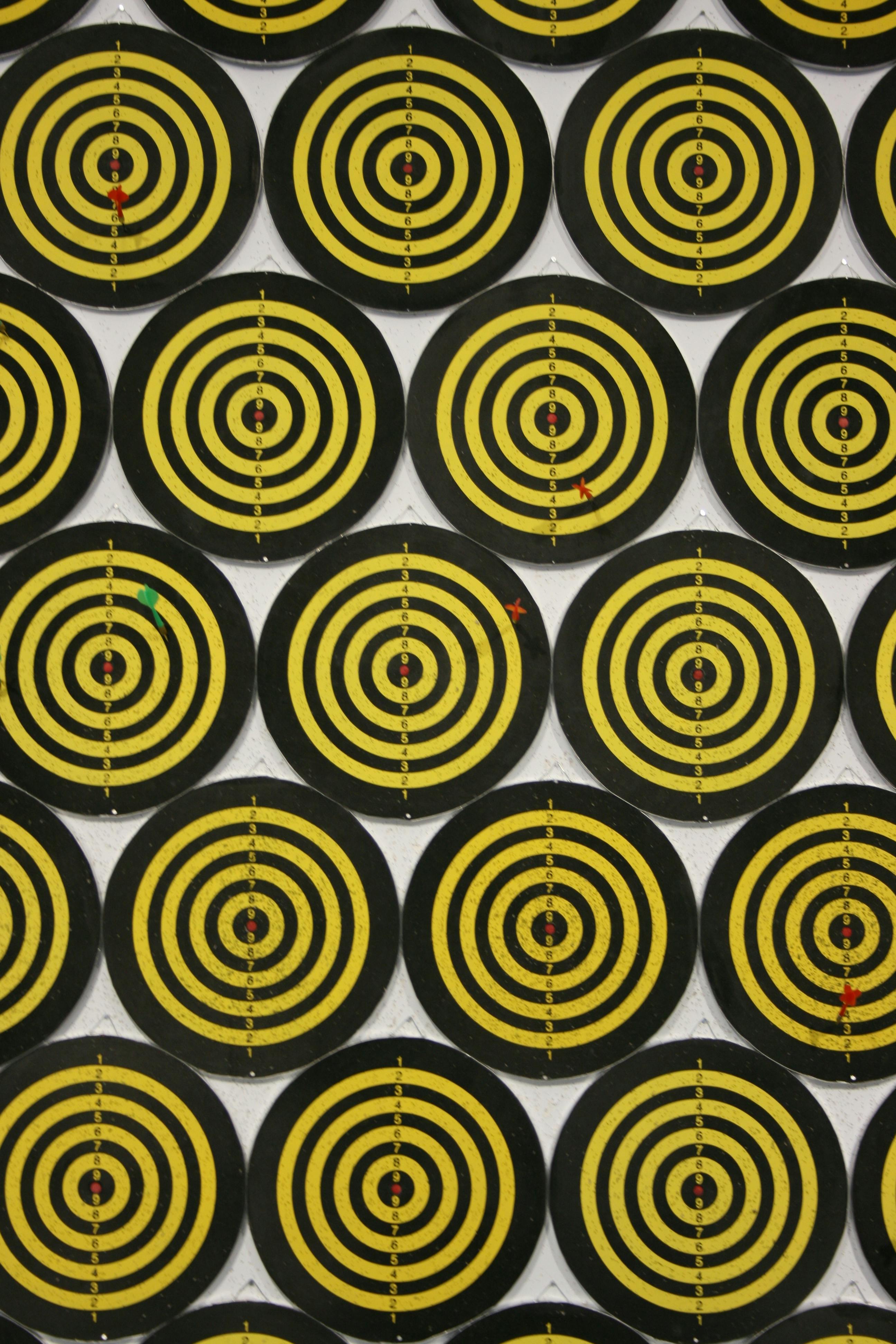 Rows of Yellow Shields · Free Stock Photo