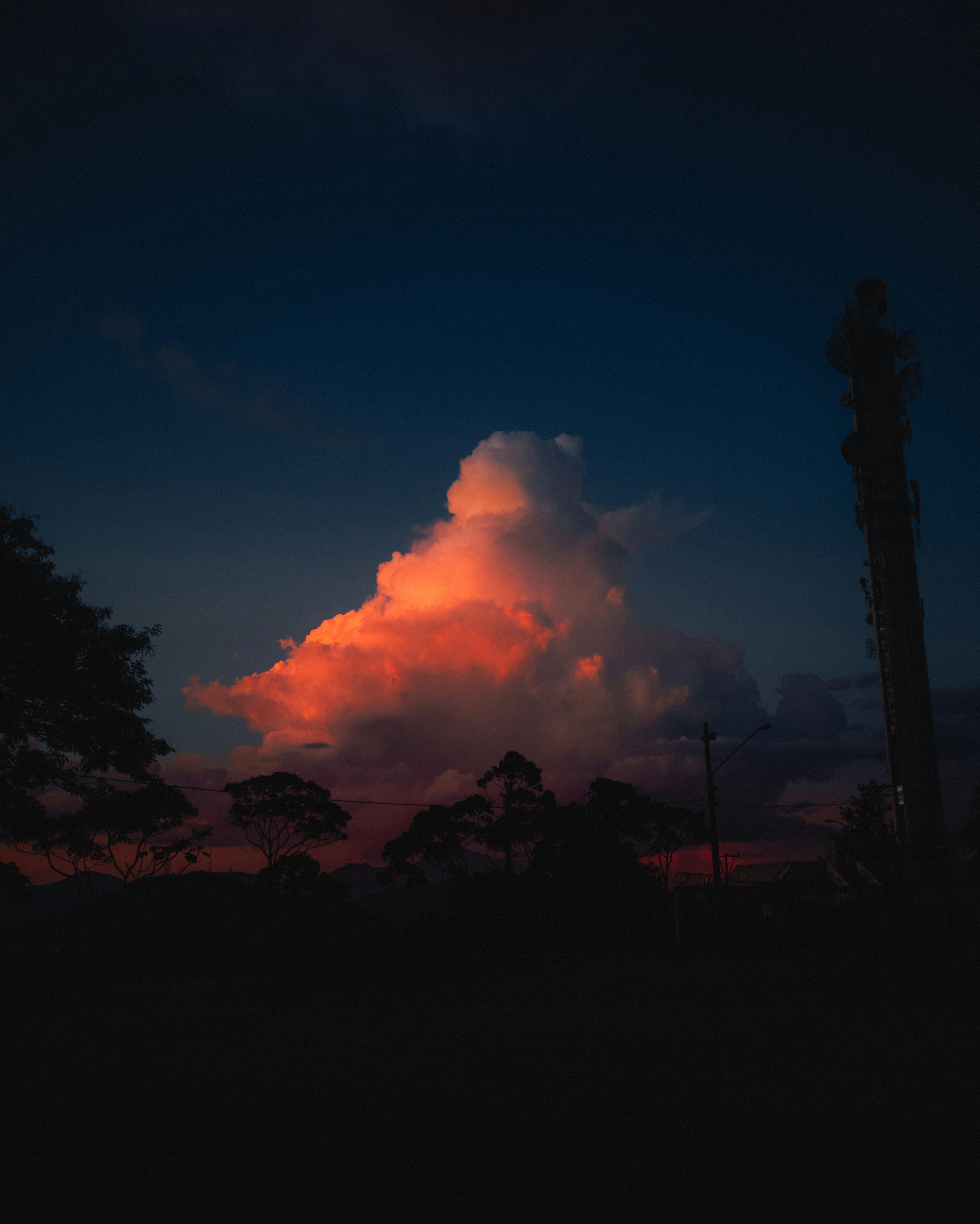 Giant Bonfires Photos, Download The BEST Free Giant Bonfires Stock ...