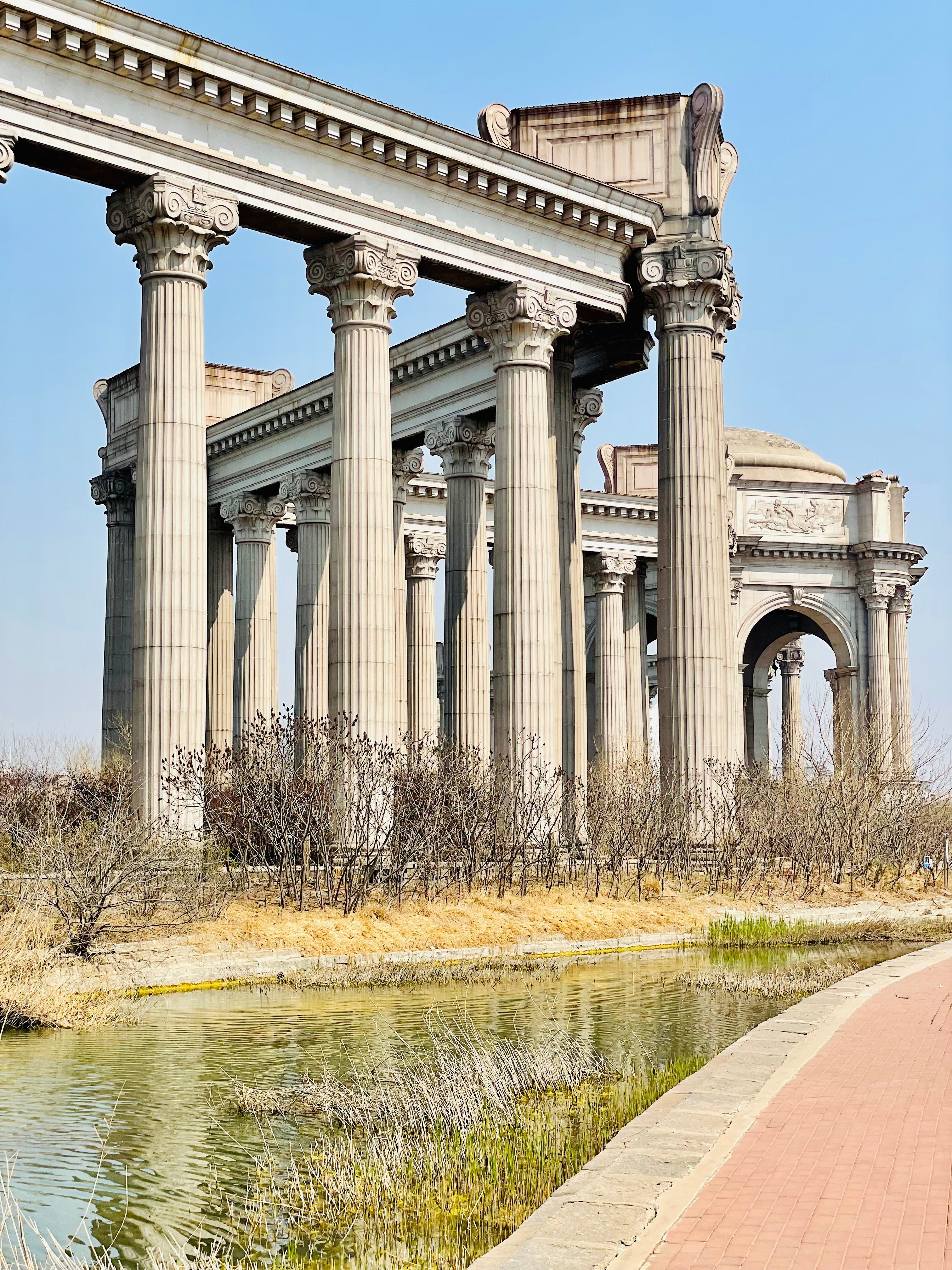 National Capitol Columns in USA · Free Stock Photo