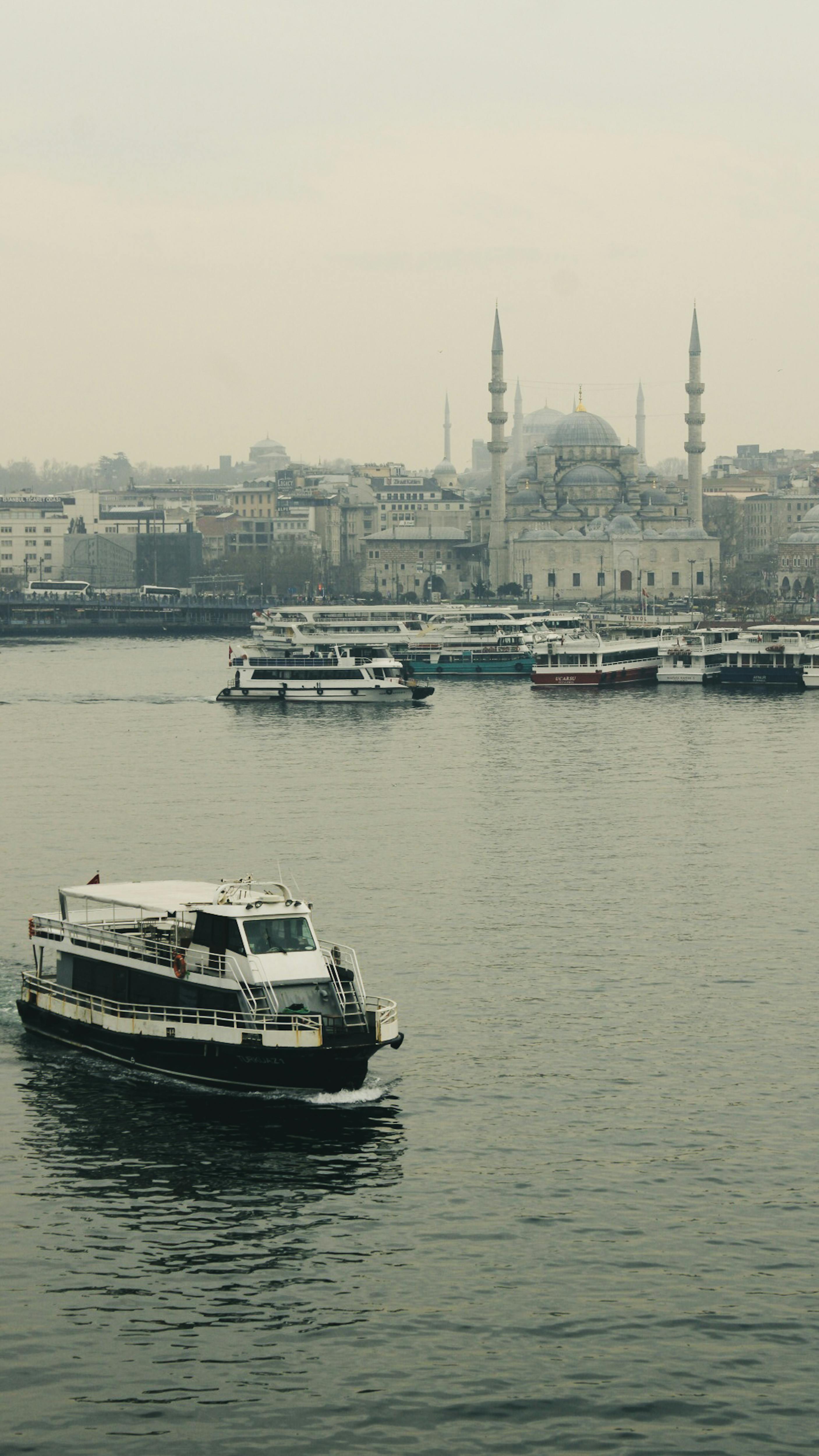 Regents Mosque Photos, Download The BEST Free Regents Mosque Stock ...