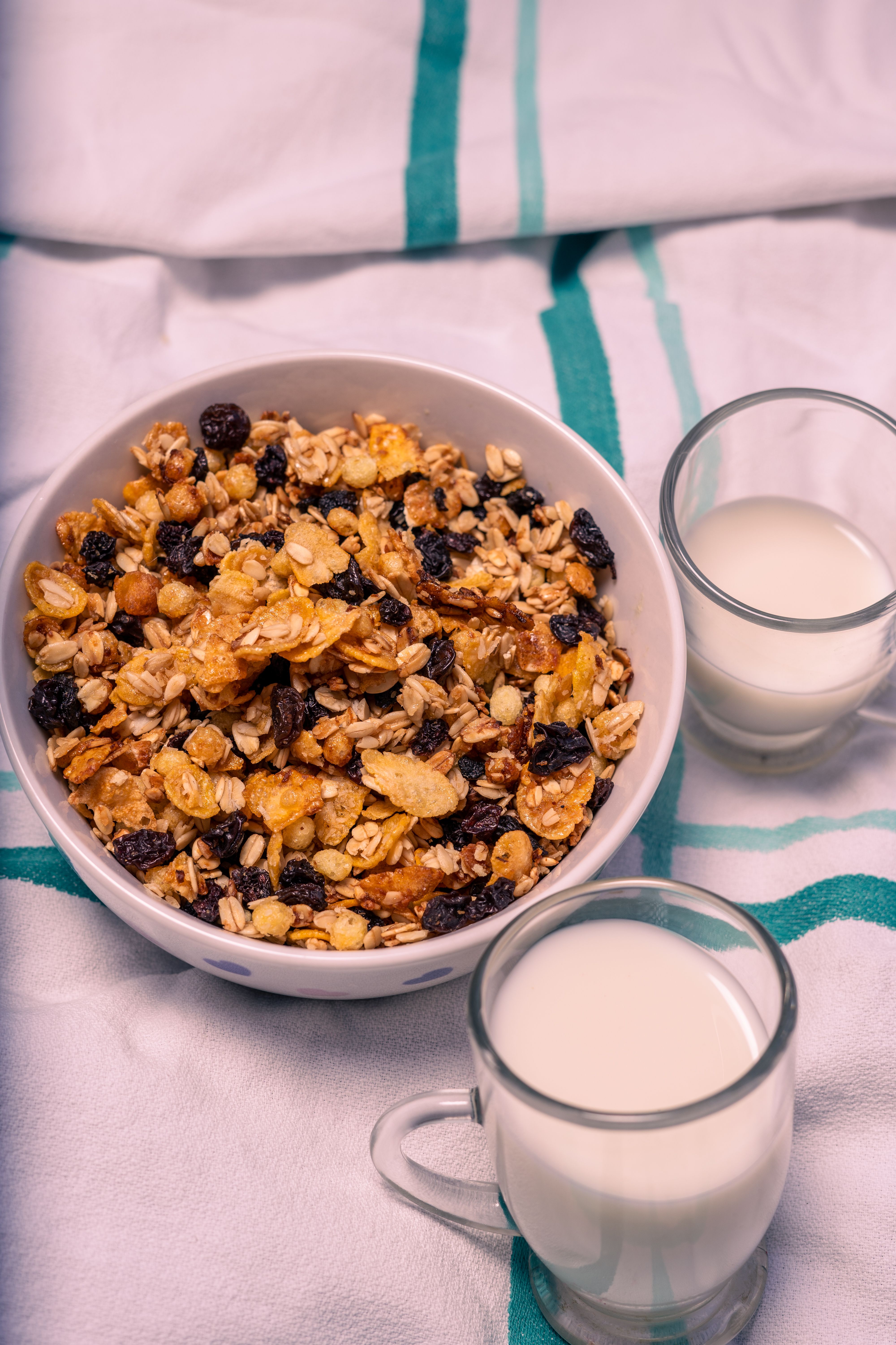 Cornflakes and Milk · Free Stock Photo