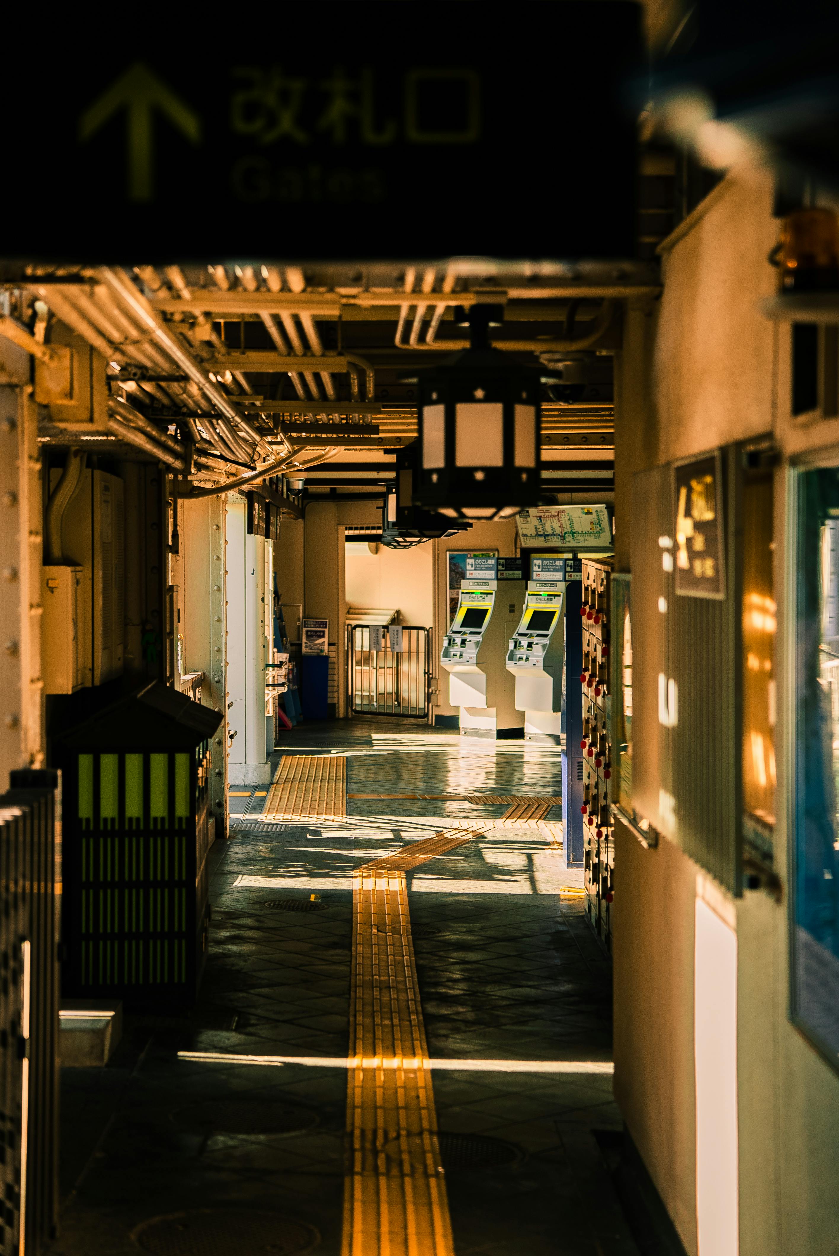 Corridor Interno Photos, Download The BEST Free Corridor Interno Stock ...