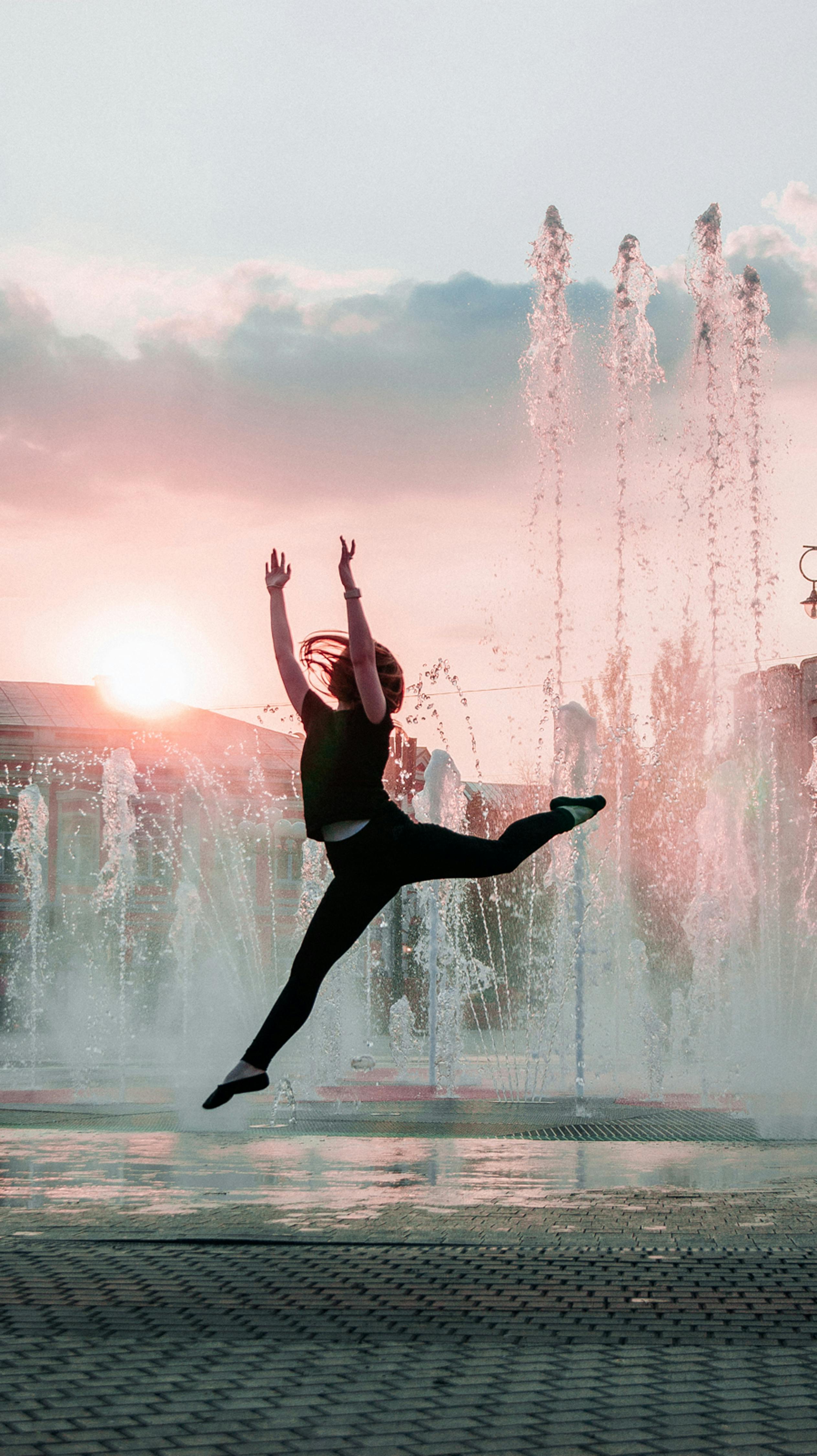 Queue Jump Photos, Download The BEST Free Queue Jump Stock Photos & HD ...