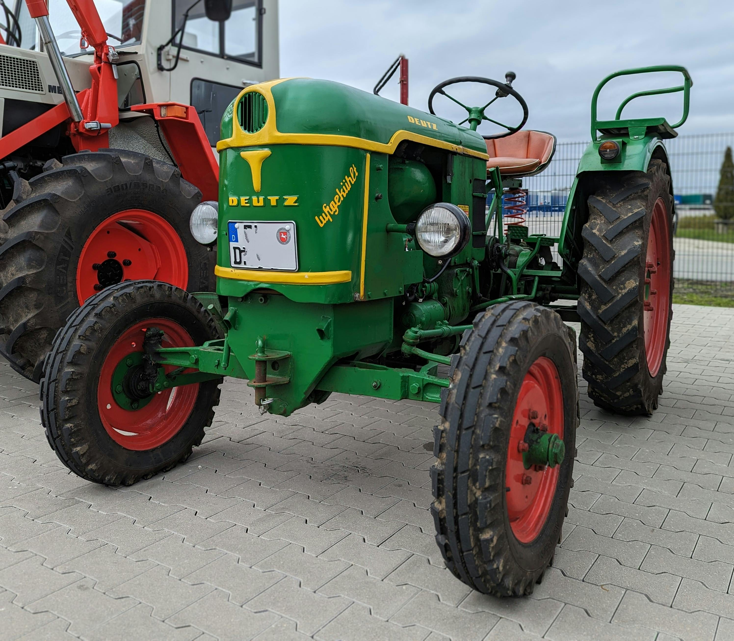 Trecker 28 Photos & Videos Collected by Andre