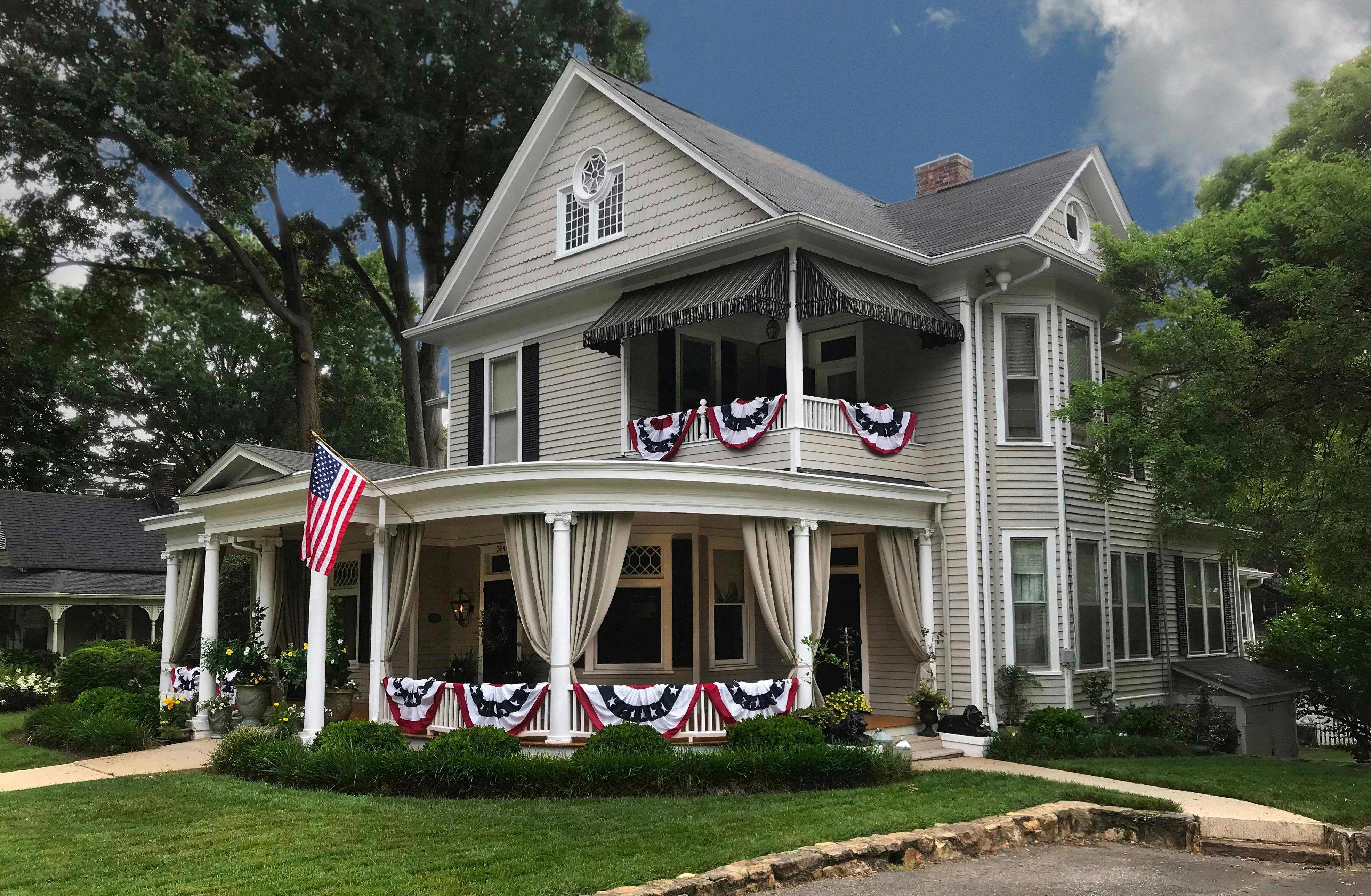 Lynn Nash - Photography