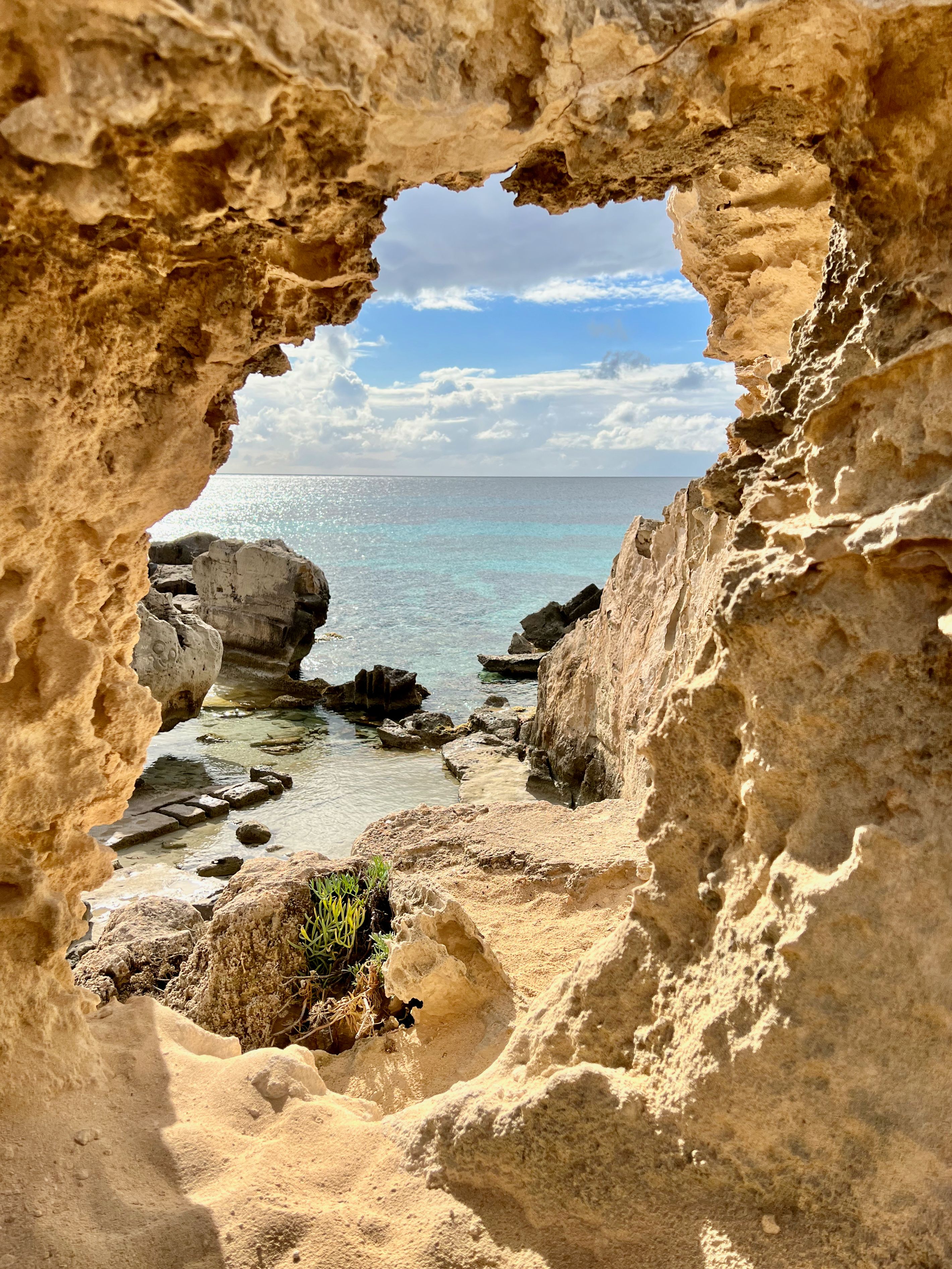 Rock Formation at Beach · Free Stock Photo