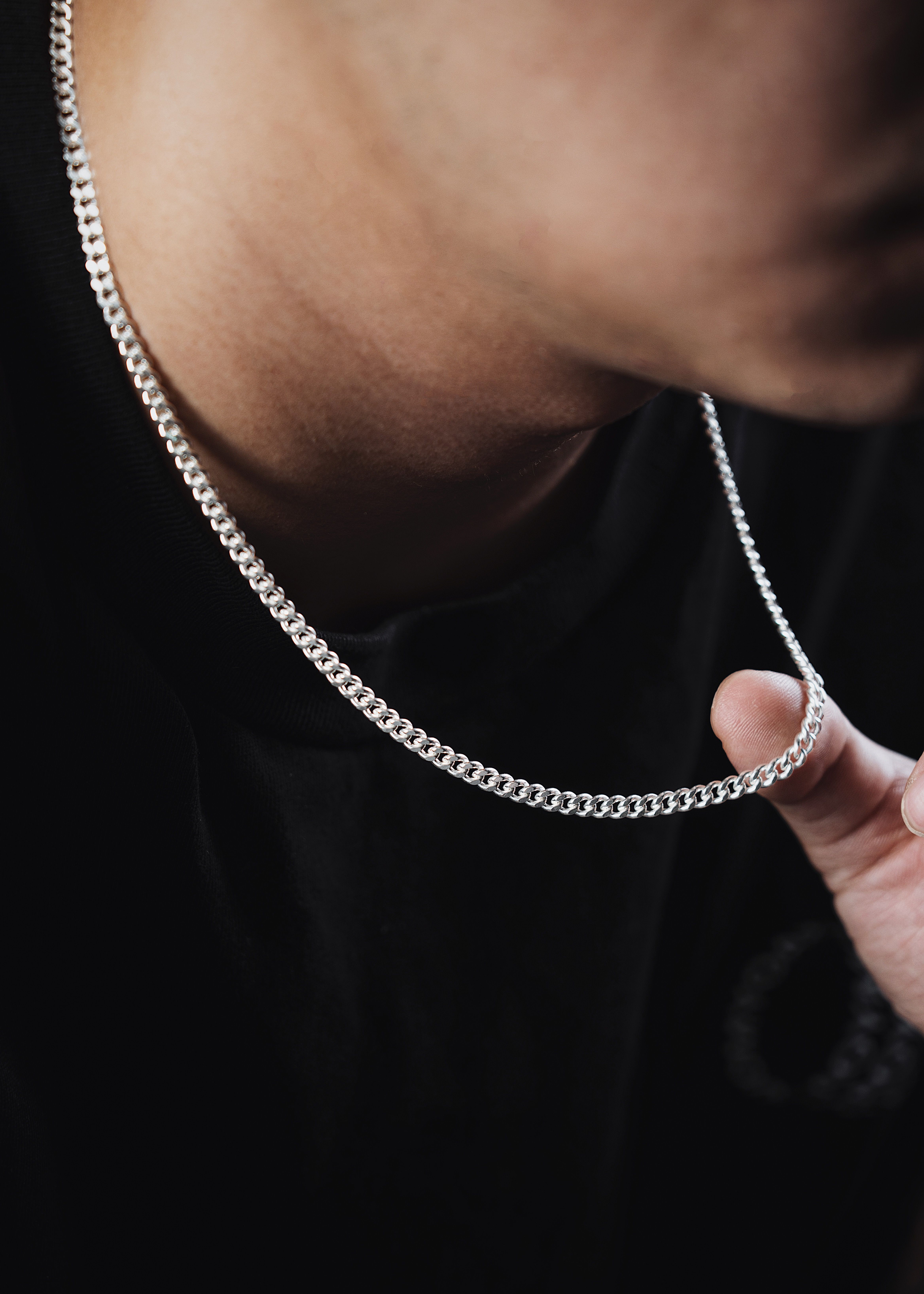 Man Wearing SIlver Cuban Link Chain · Free Stock Photo