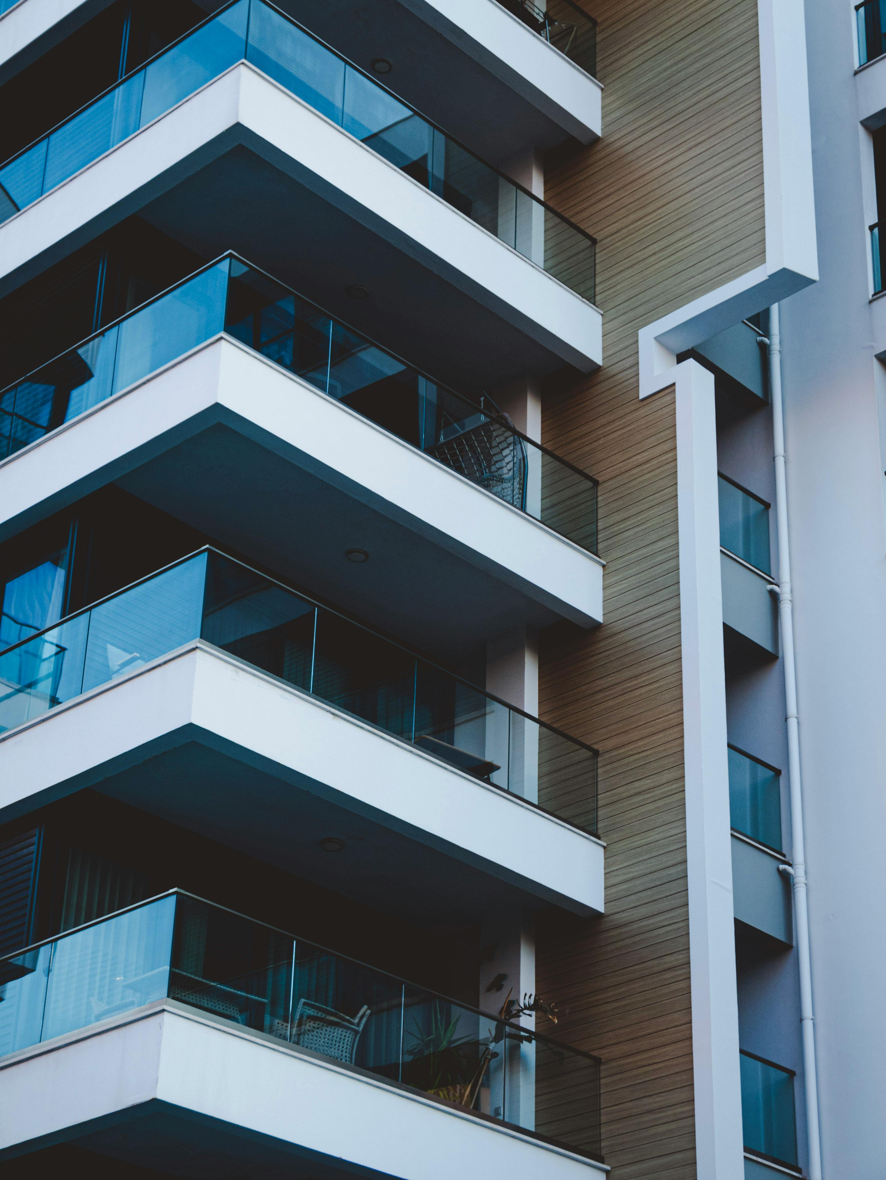 Modern Residential Building · Free Stock Photo