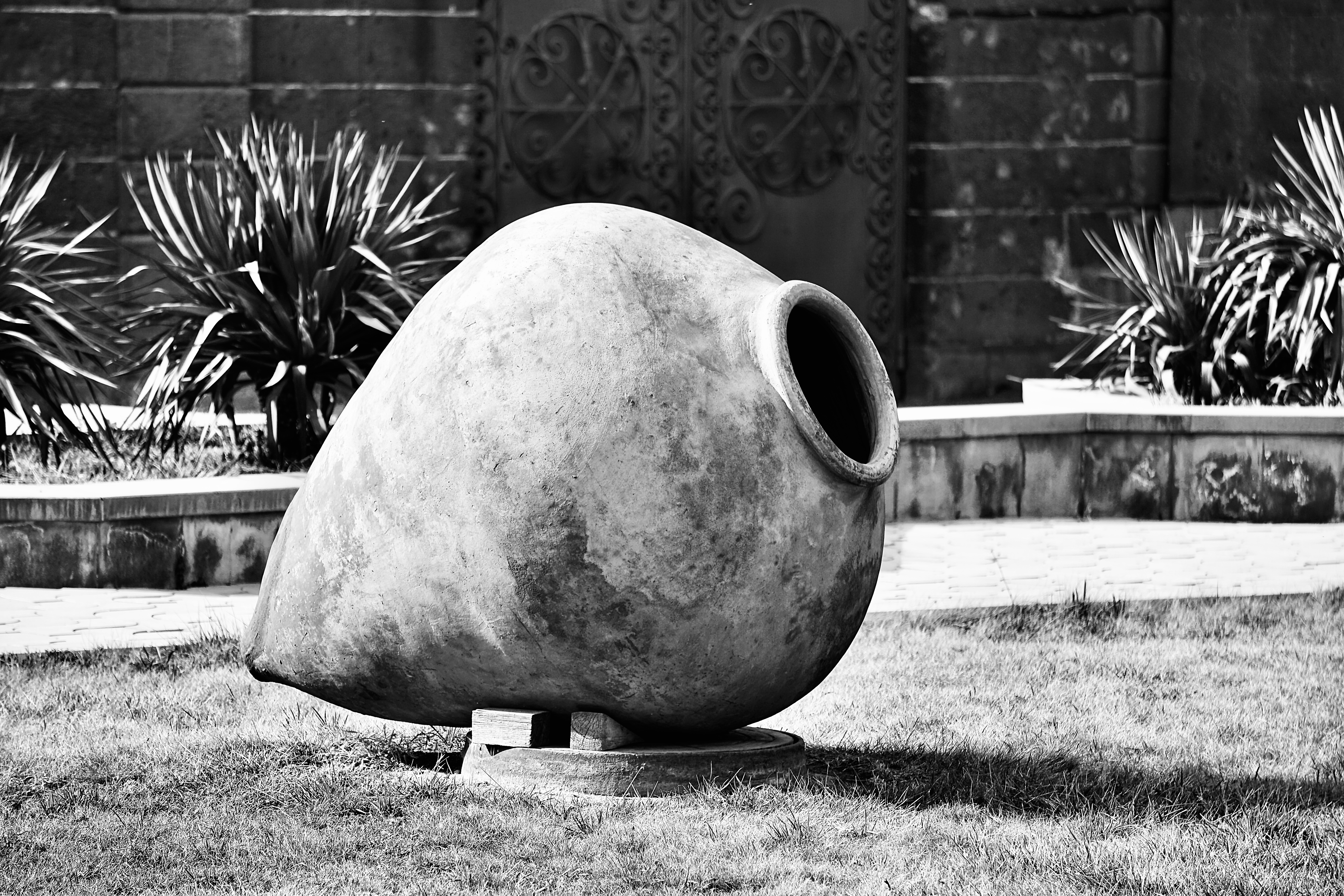 Large Wine Clay Pot on the Ground Outdoors · Free Stock Photo