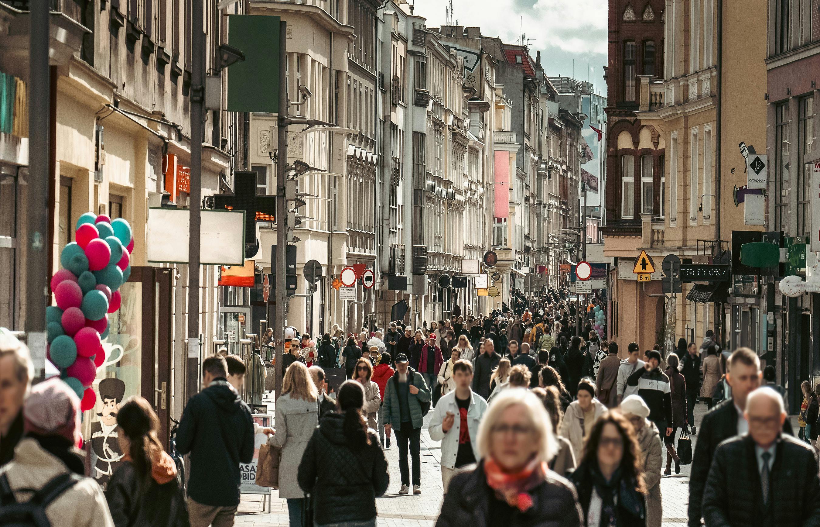 Crowded City Street · Free Stock Photo