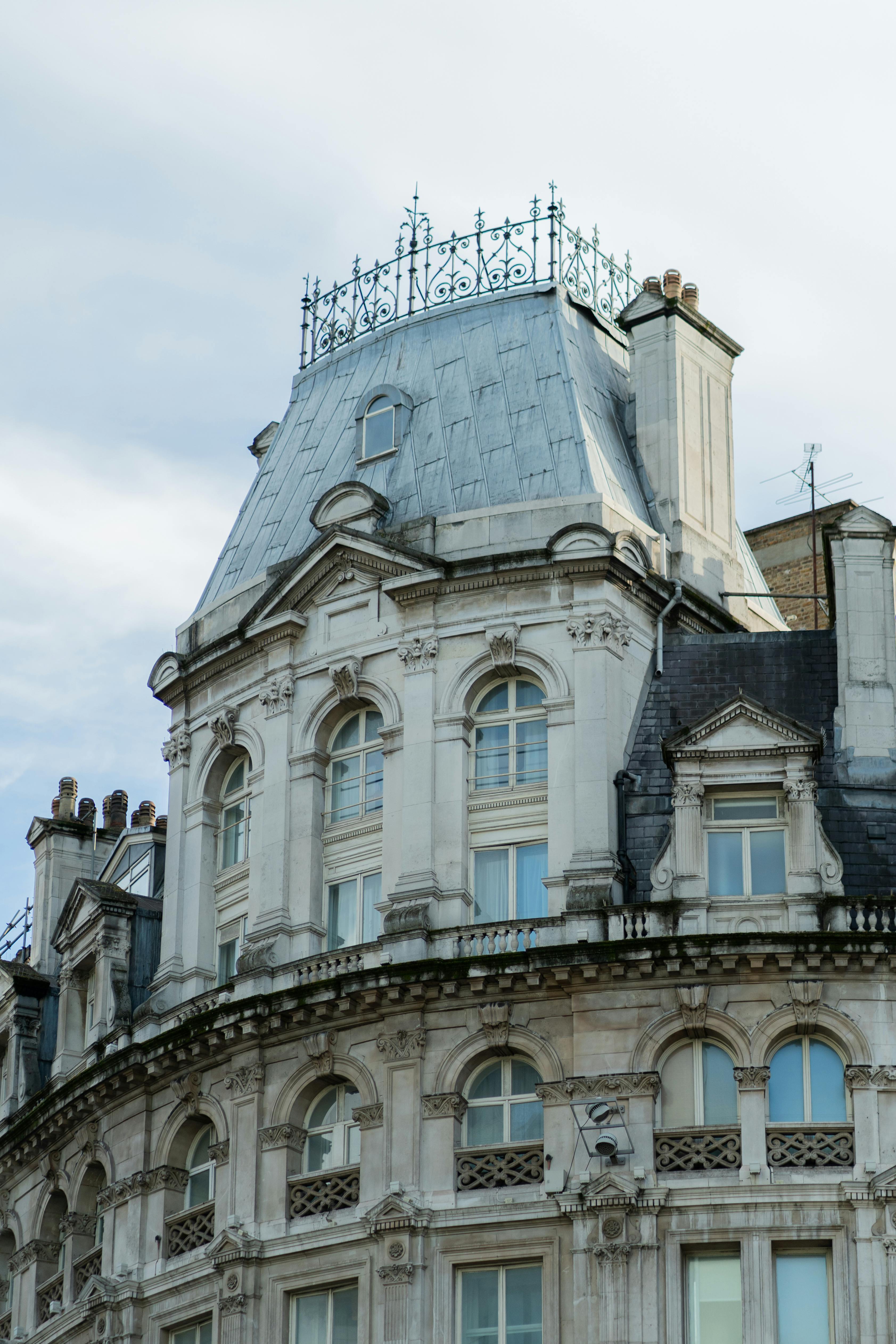 Photo of an Old Building · Free Stock Photo