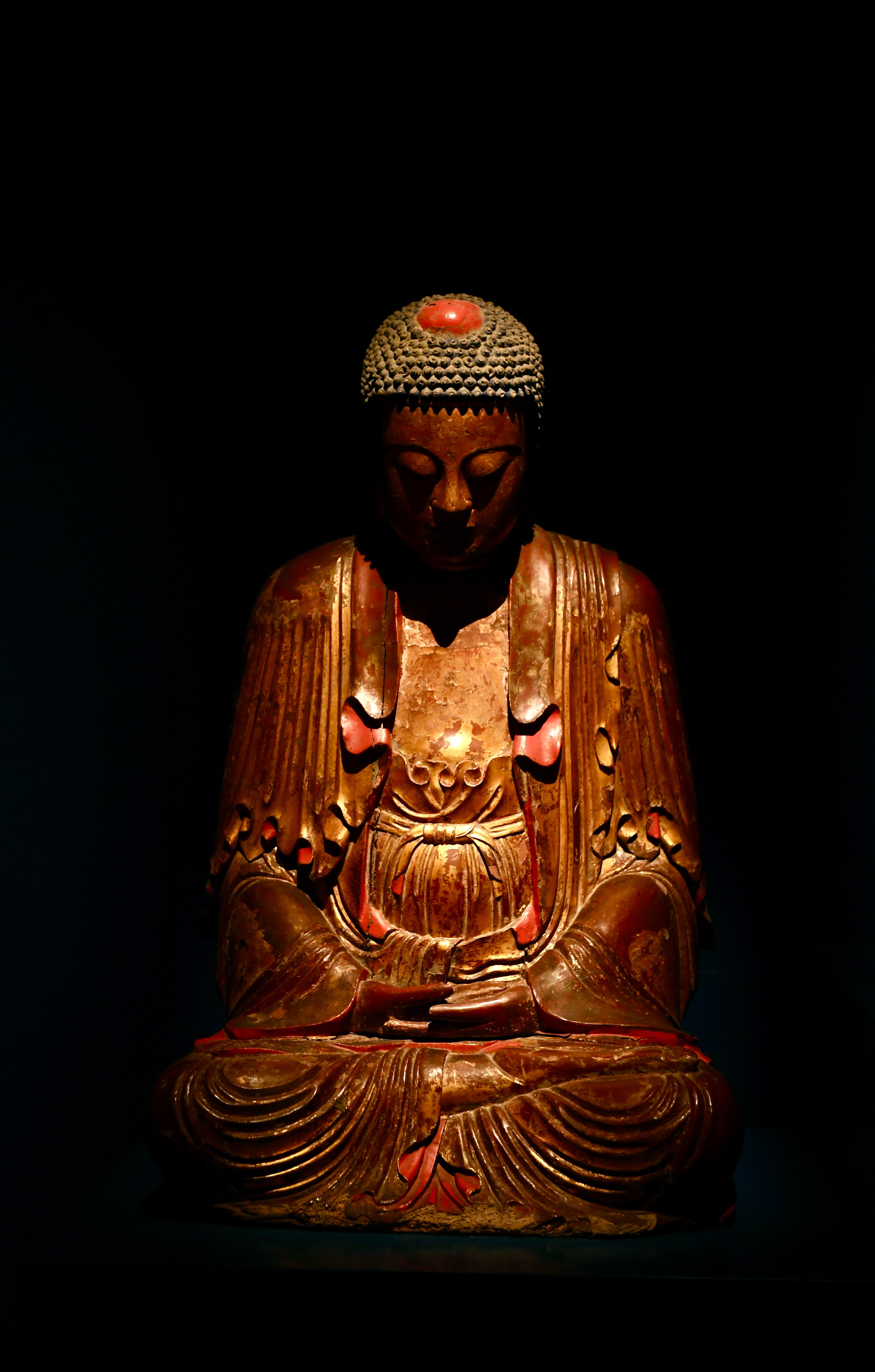 Buddha Statue Grayscale Photo · Free Stock Photo