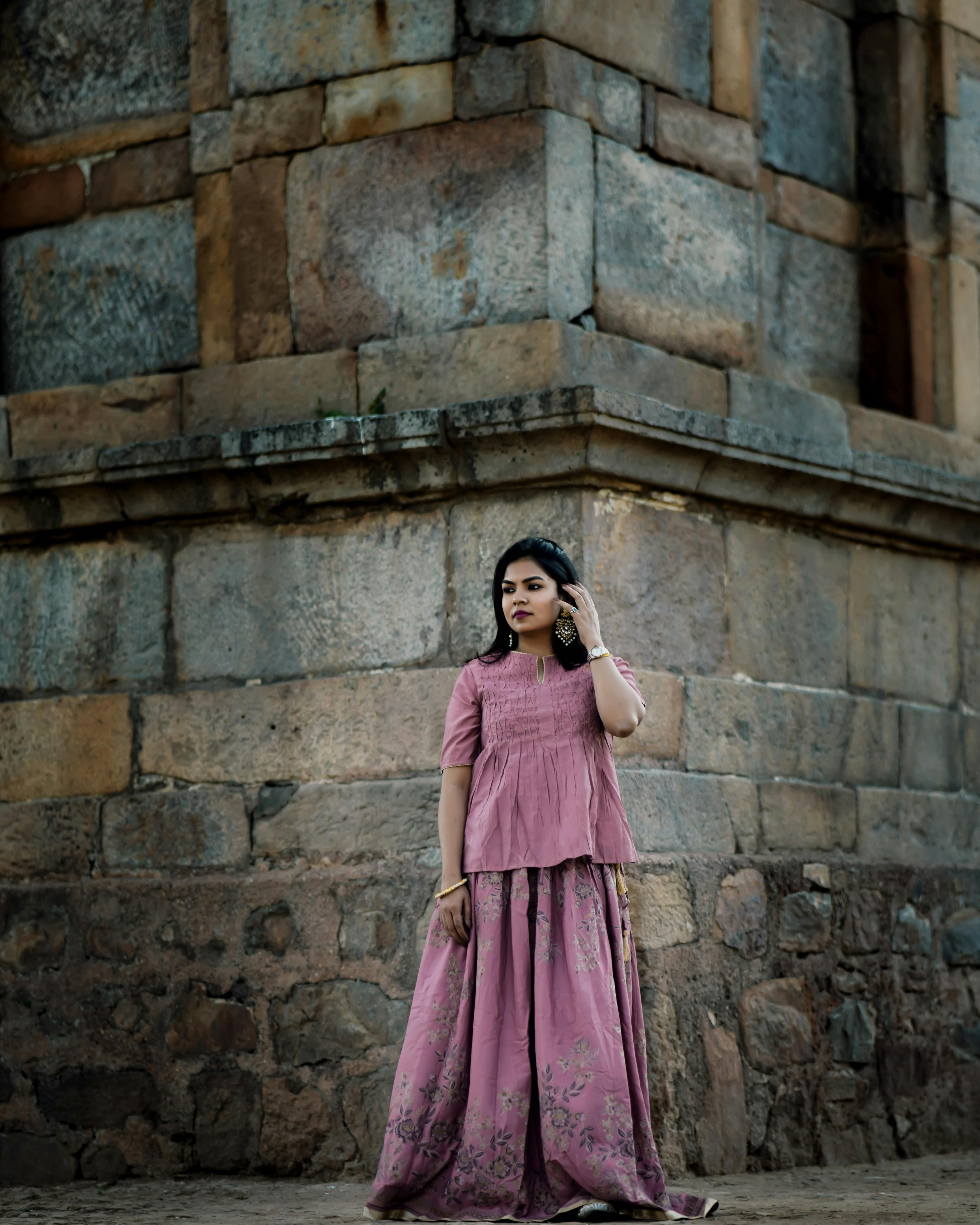 Corner Model Photos, Download The BEST Free Corner Model Stock Photos ...