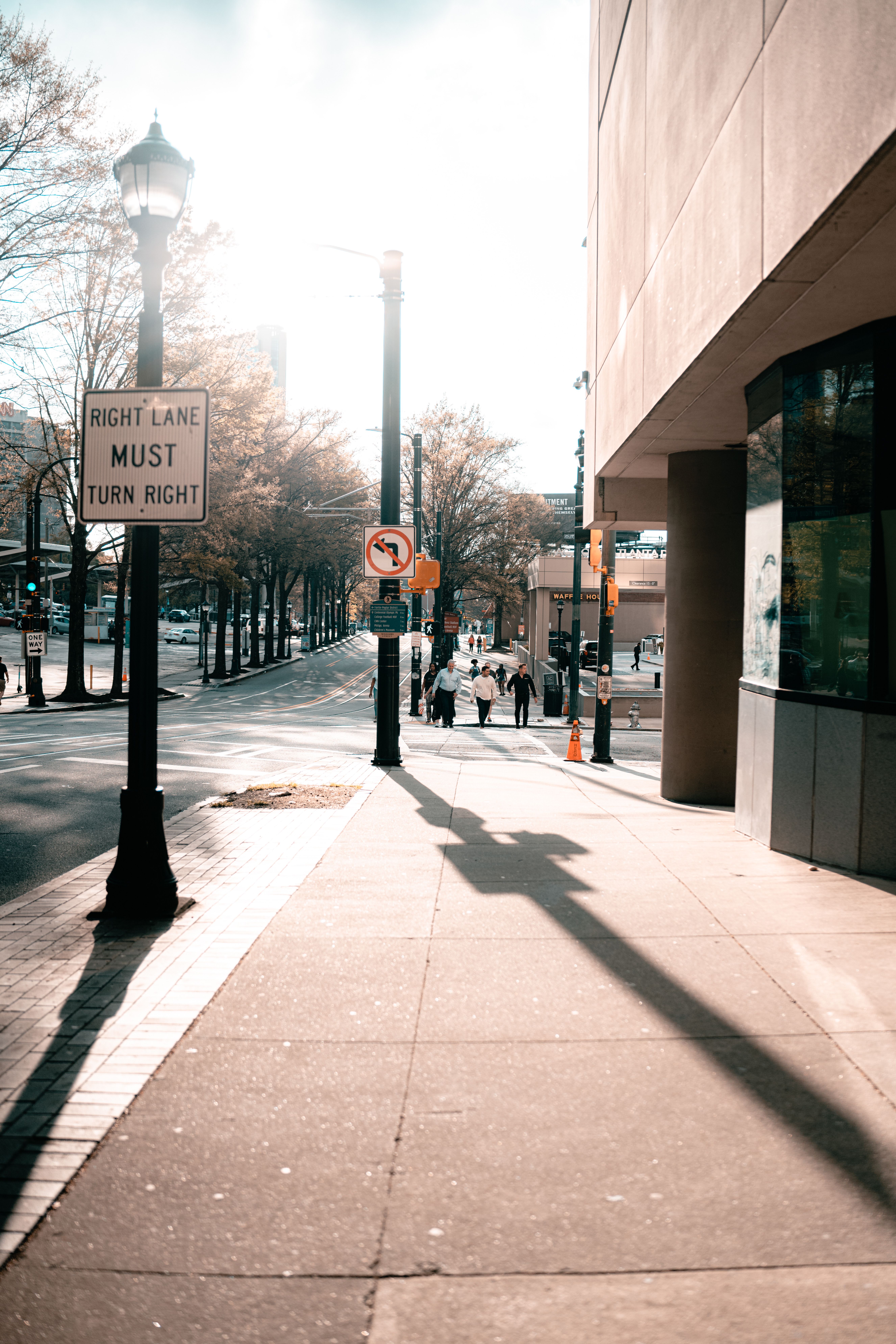 Sidewalk in City · Free Stock Photo