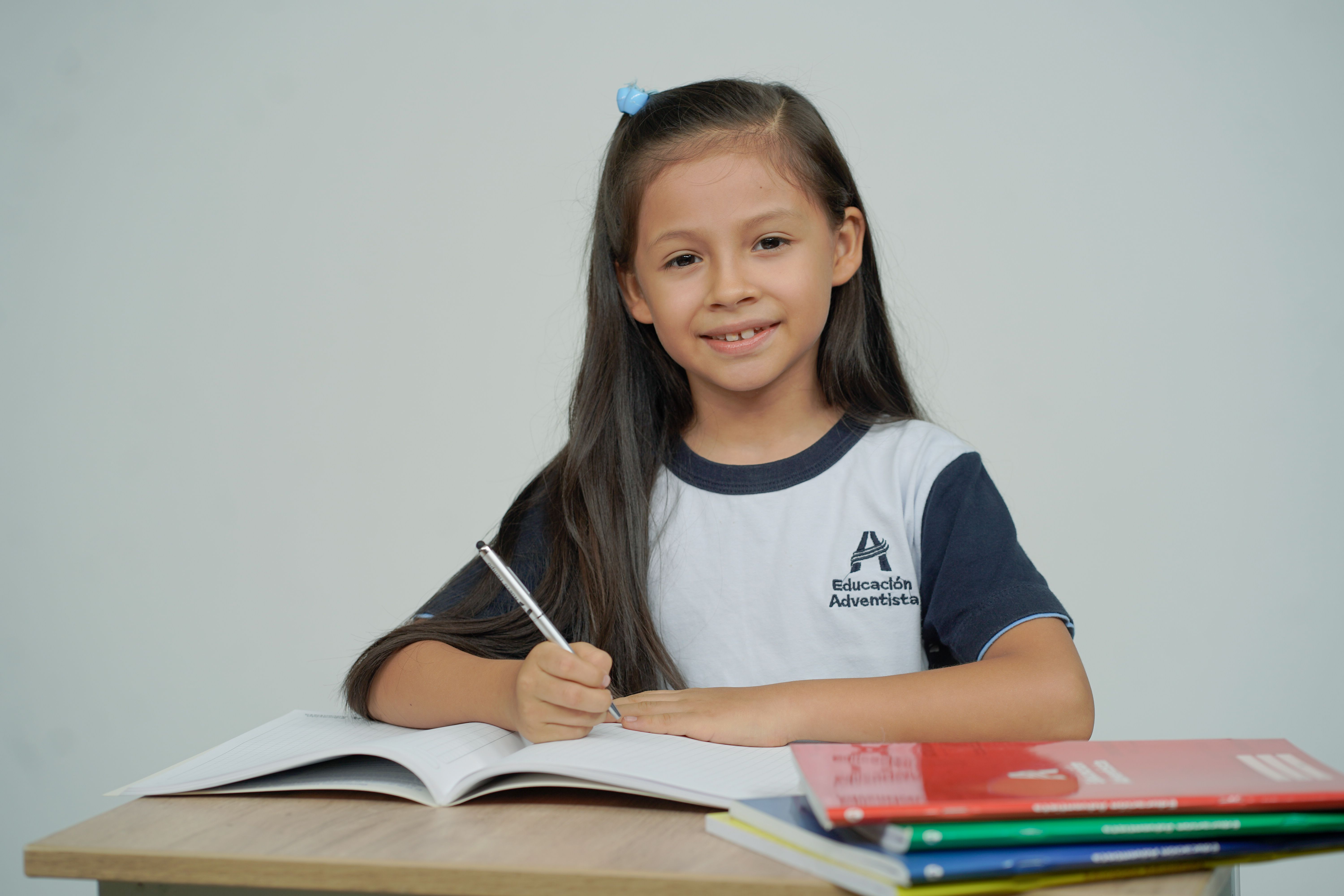 Foto de stock gratuita sobre académico, acostado, alfombra, amistad ...