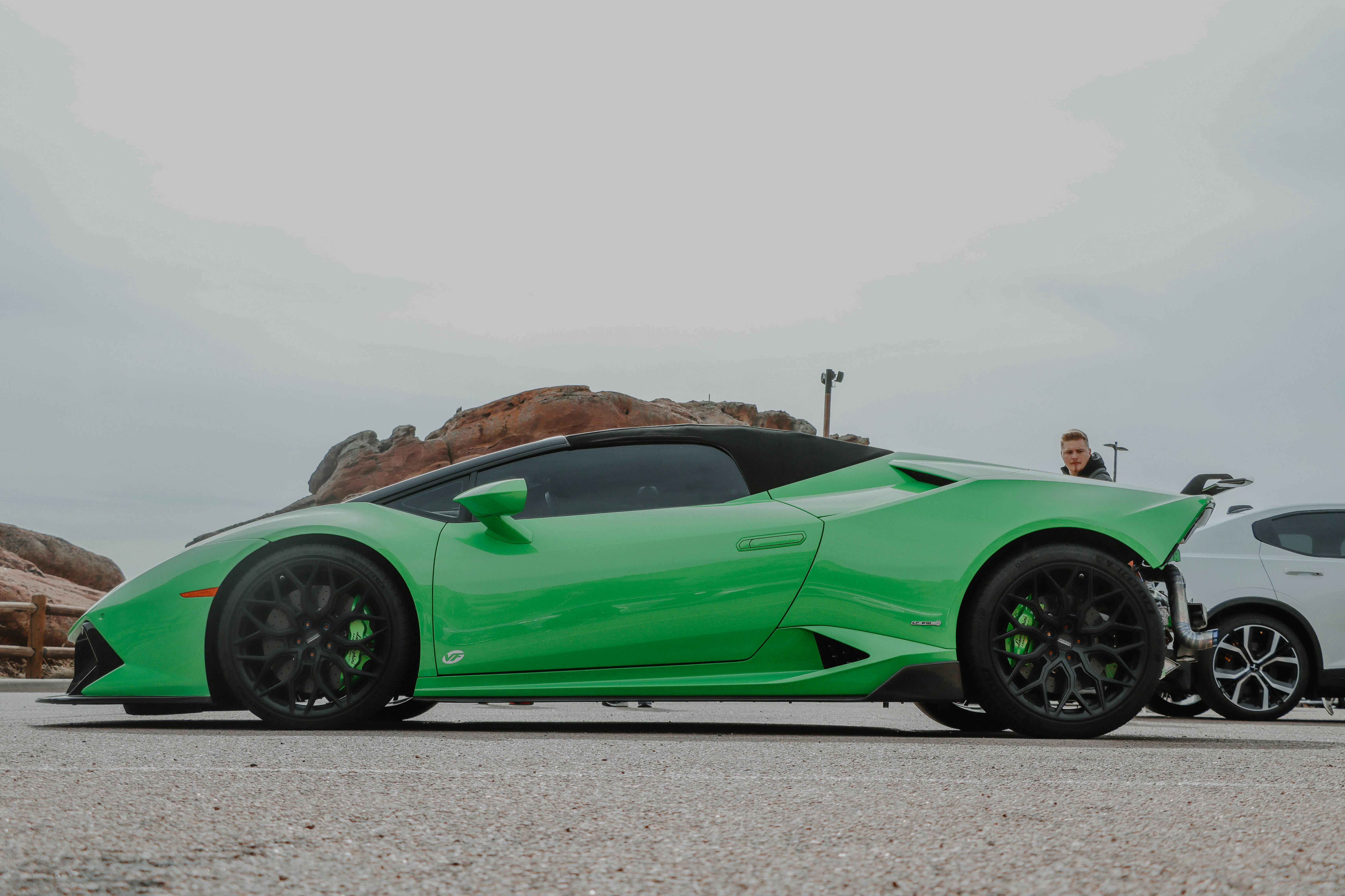 Hypercar Photos, Download The BEST Free Hypercar Stock Photos & HD Images