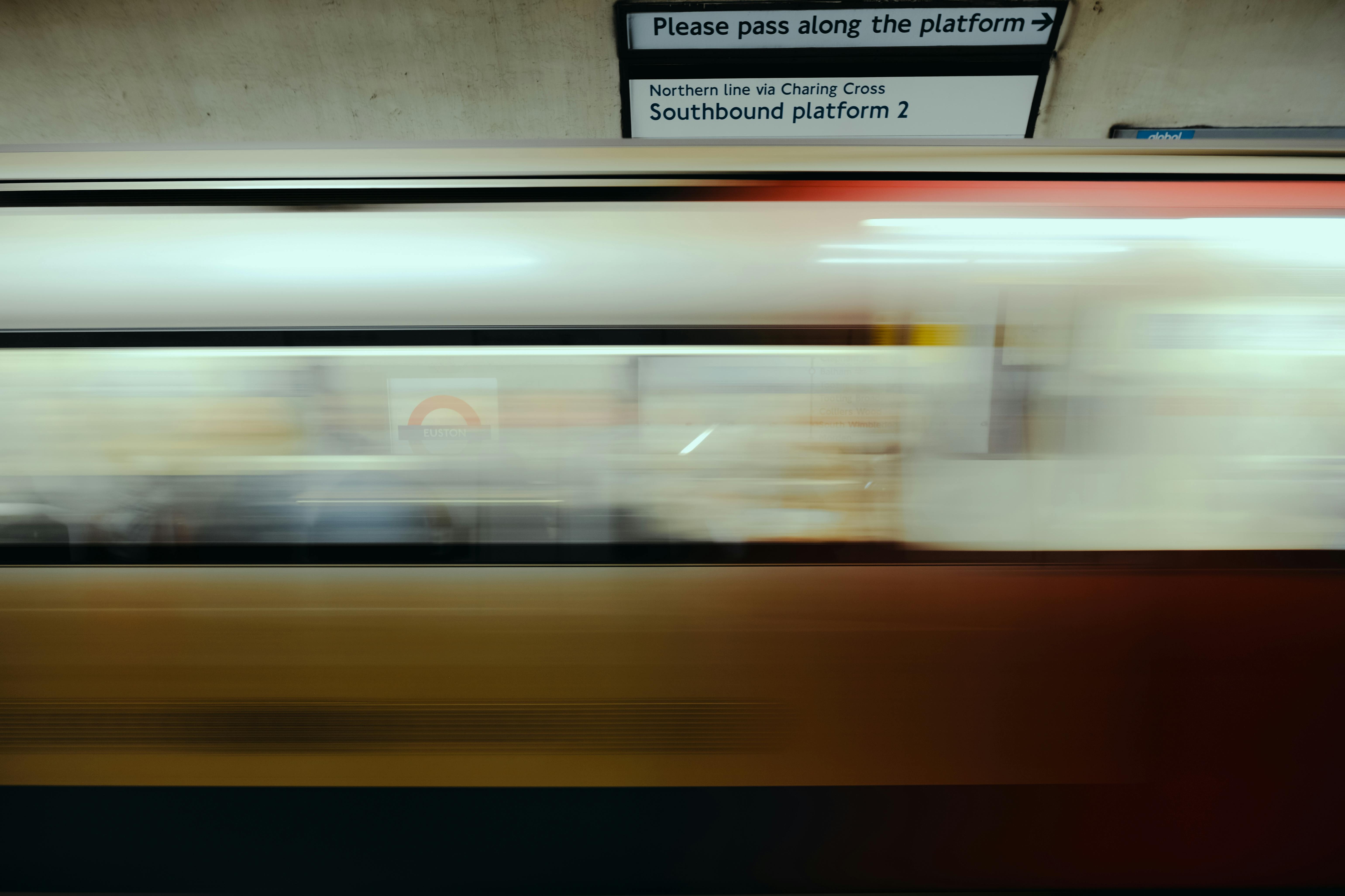 London Metro Photos, Download The BEST Free London Metro Stock Photos ...