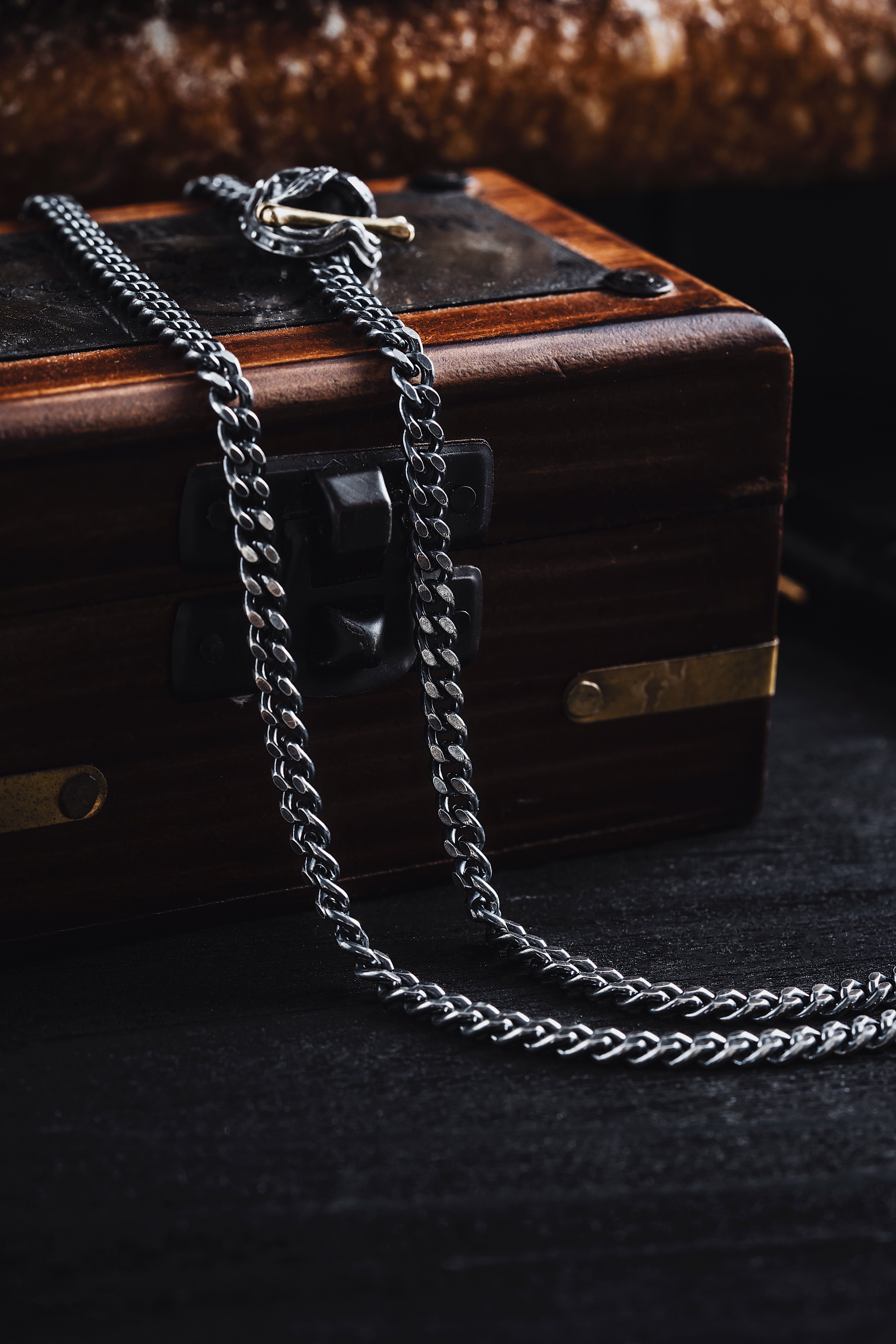 Close-up of a Cuban Link Chain with American Bully Dog Clasp · Free ...