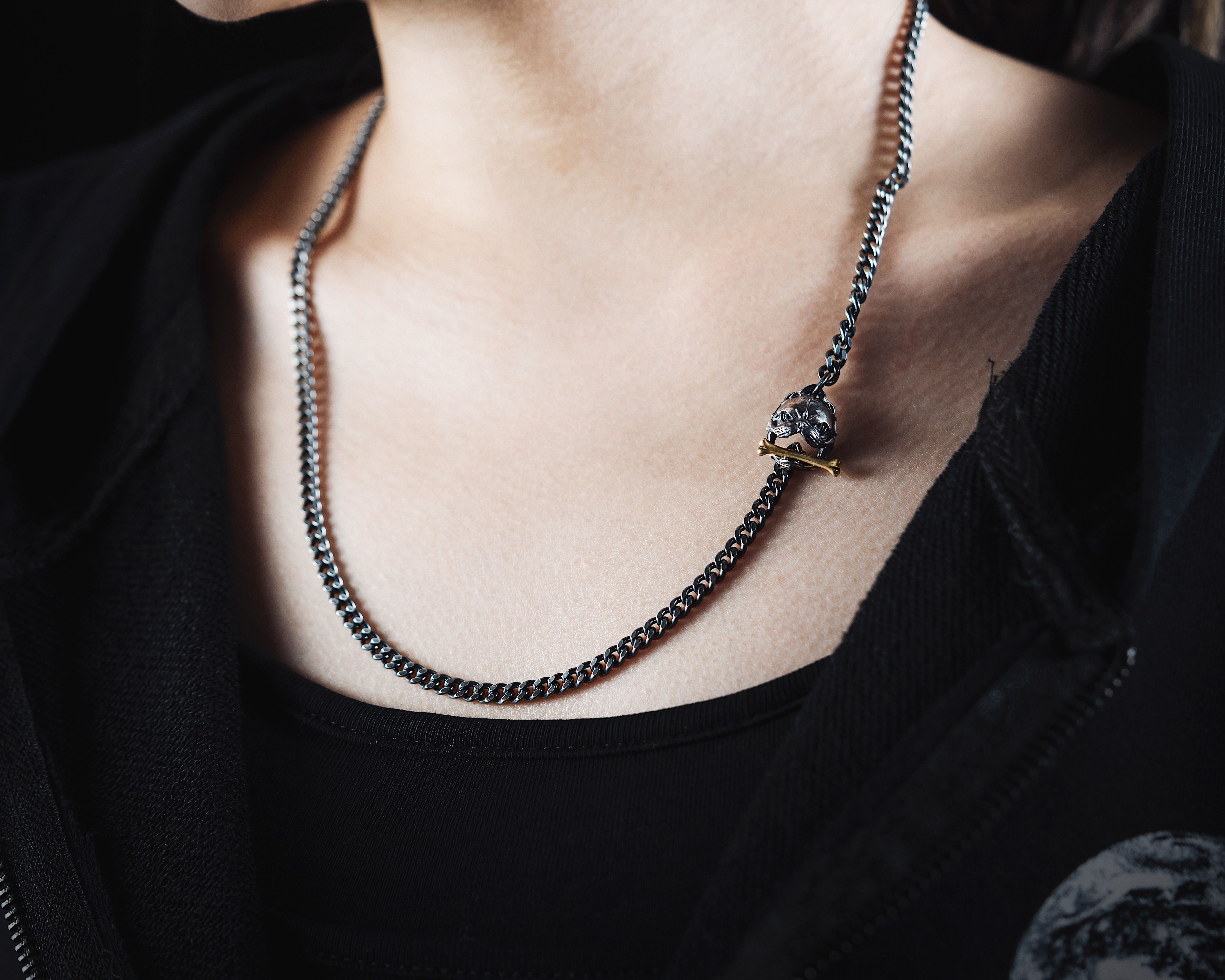 Close-up of Silver Necklace on Woman Neck · Free Stock Photo