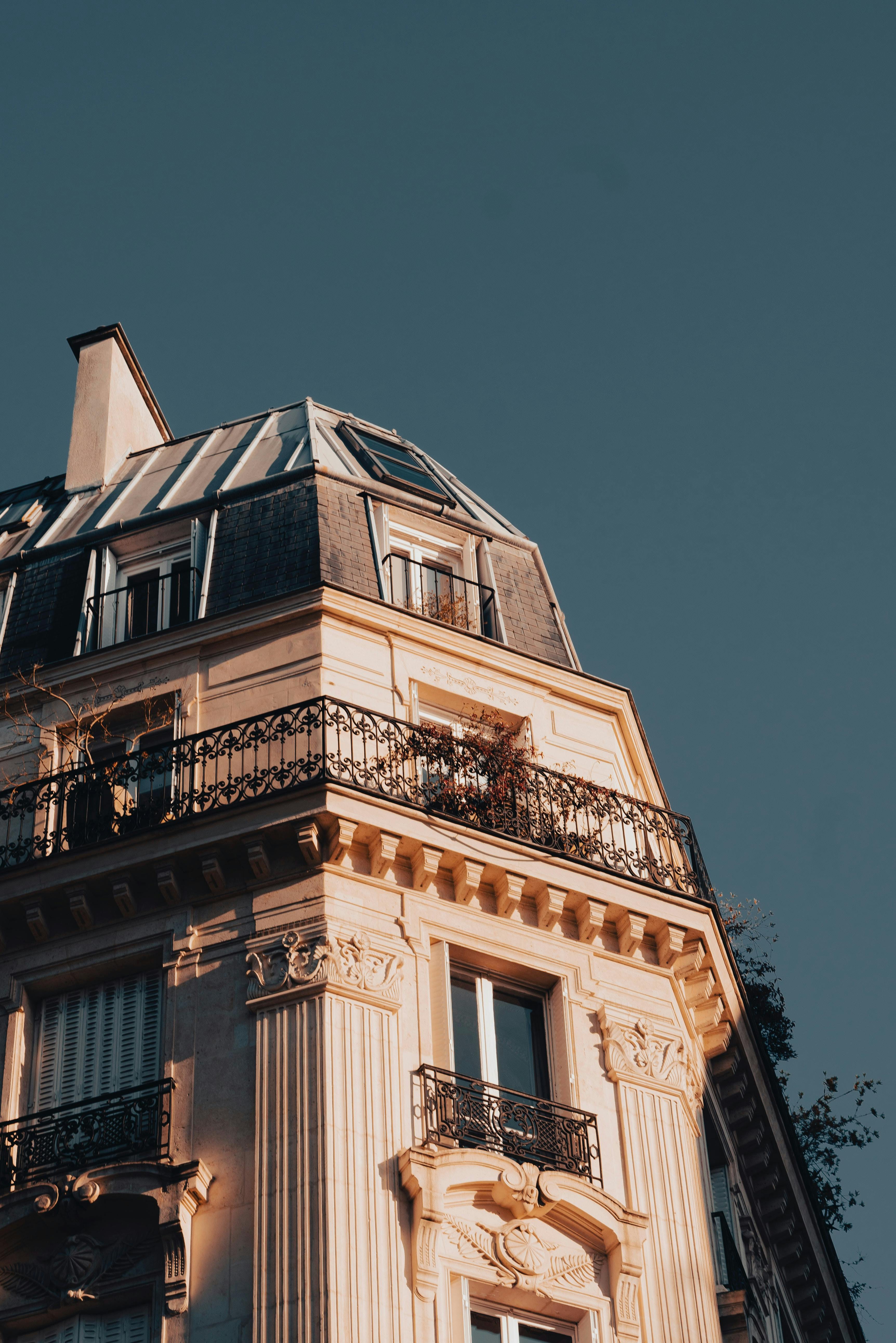 Paris House · Free Stock Photo