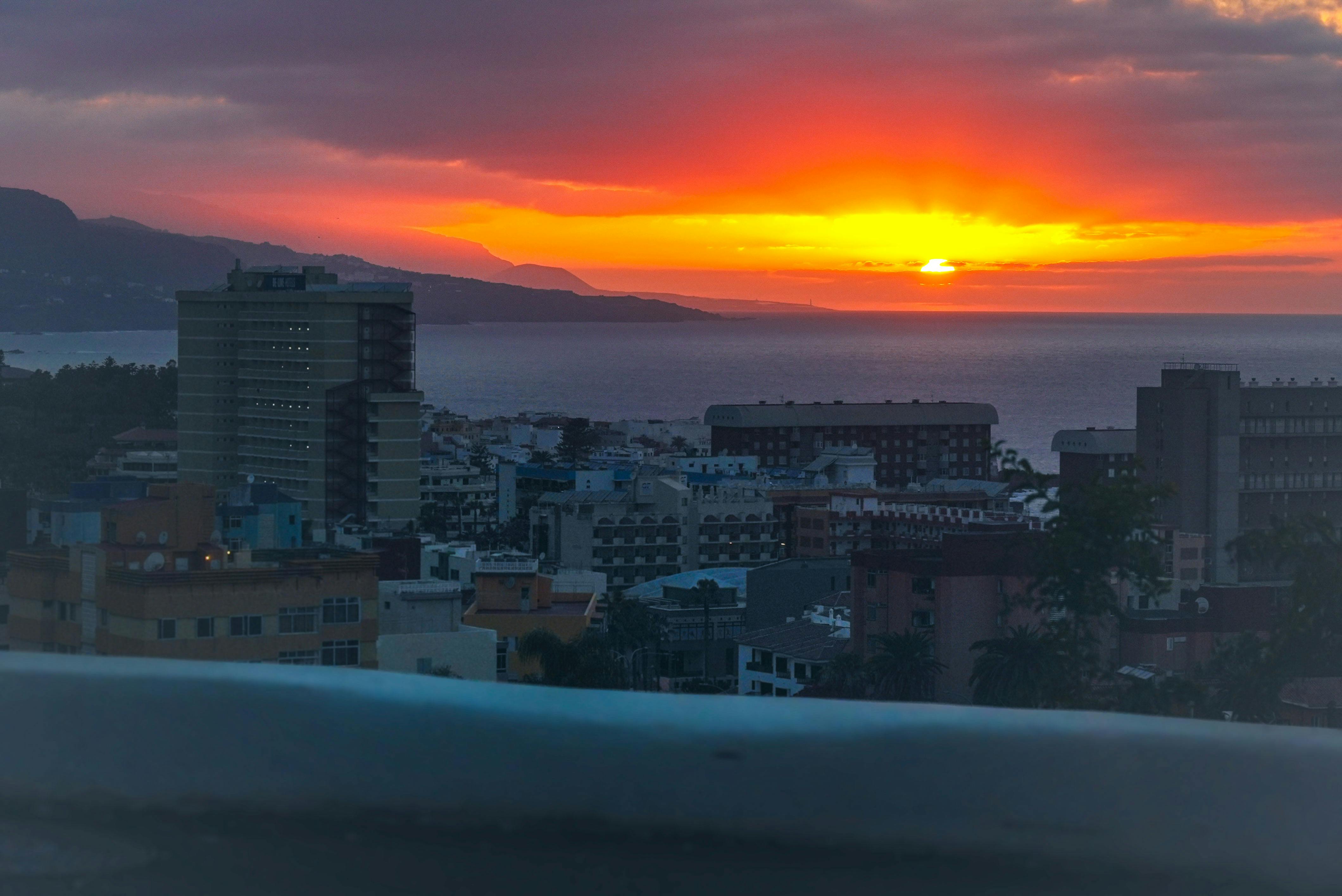 City Overcast Photos, Download The BEST Free City Overcast Stock Photos ...