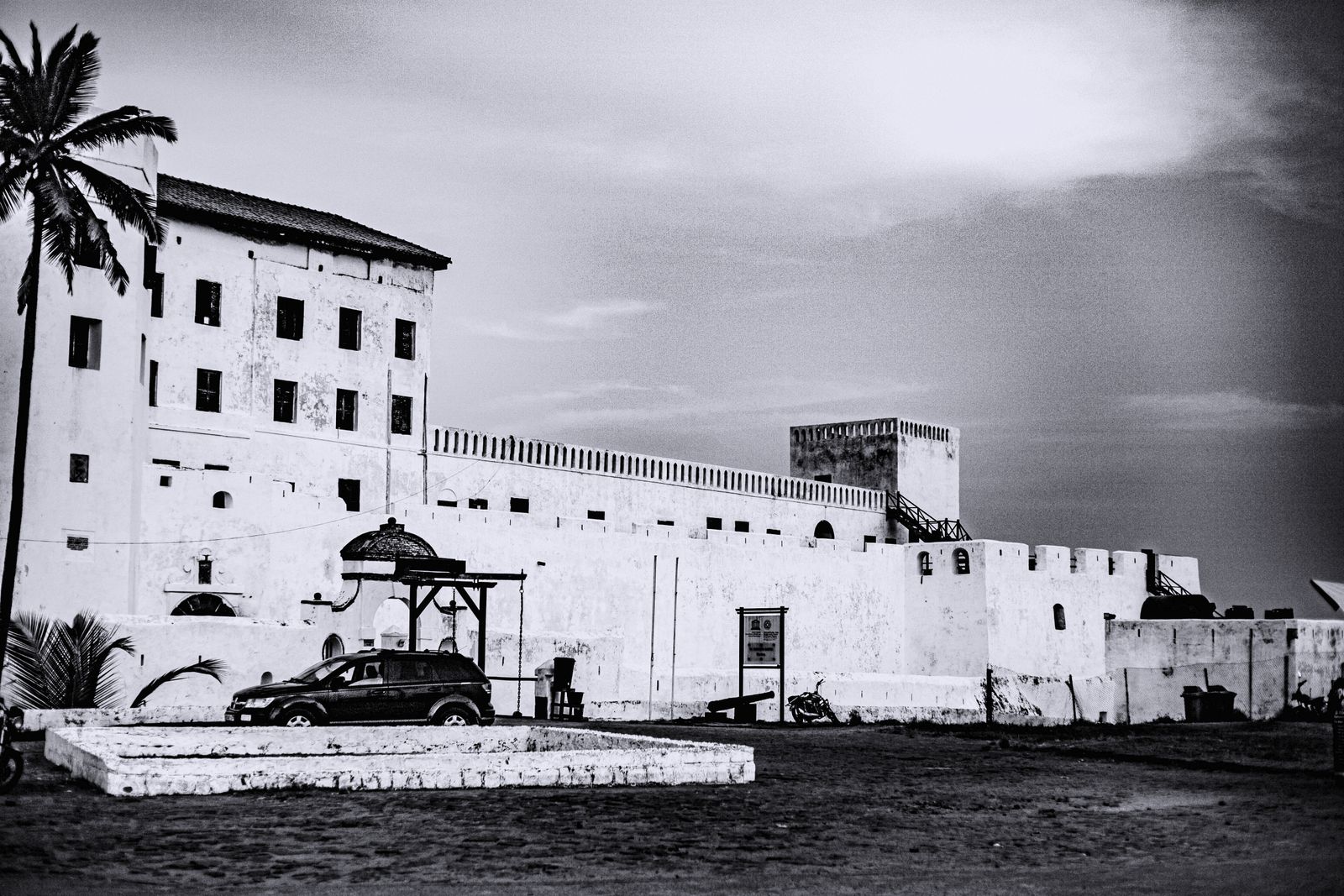 Cape Coast Castle Photos, Download The BEST Free Cape Coast Castle ...