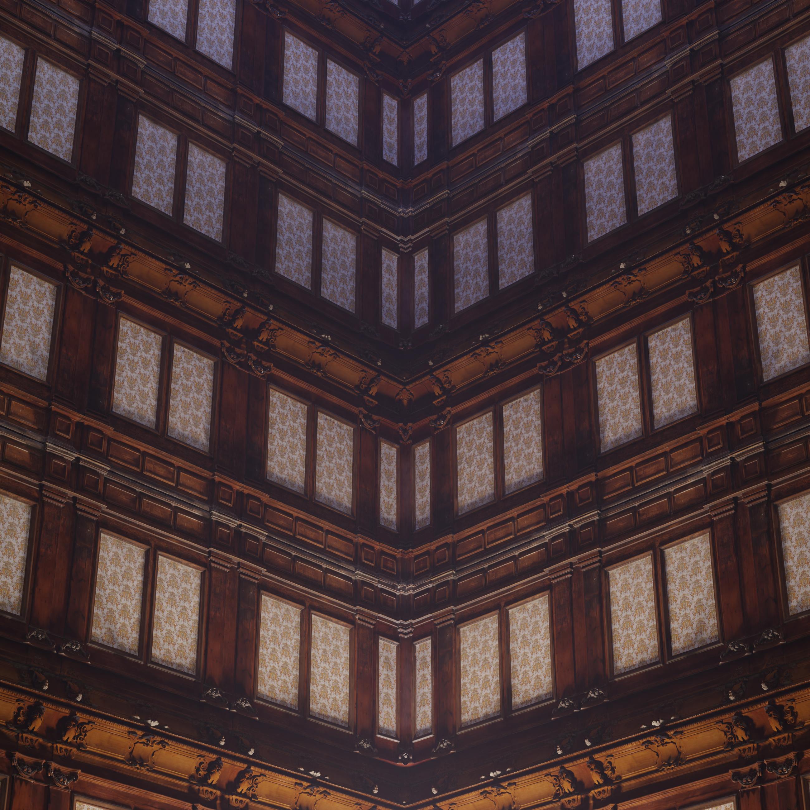 Building with Windows · Free Stock Photo