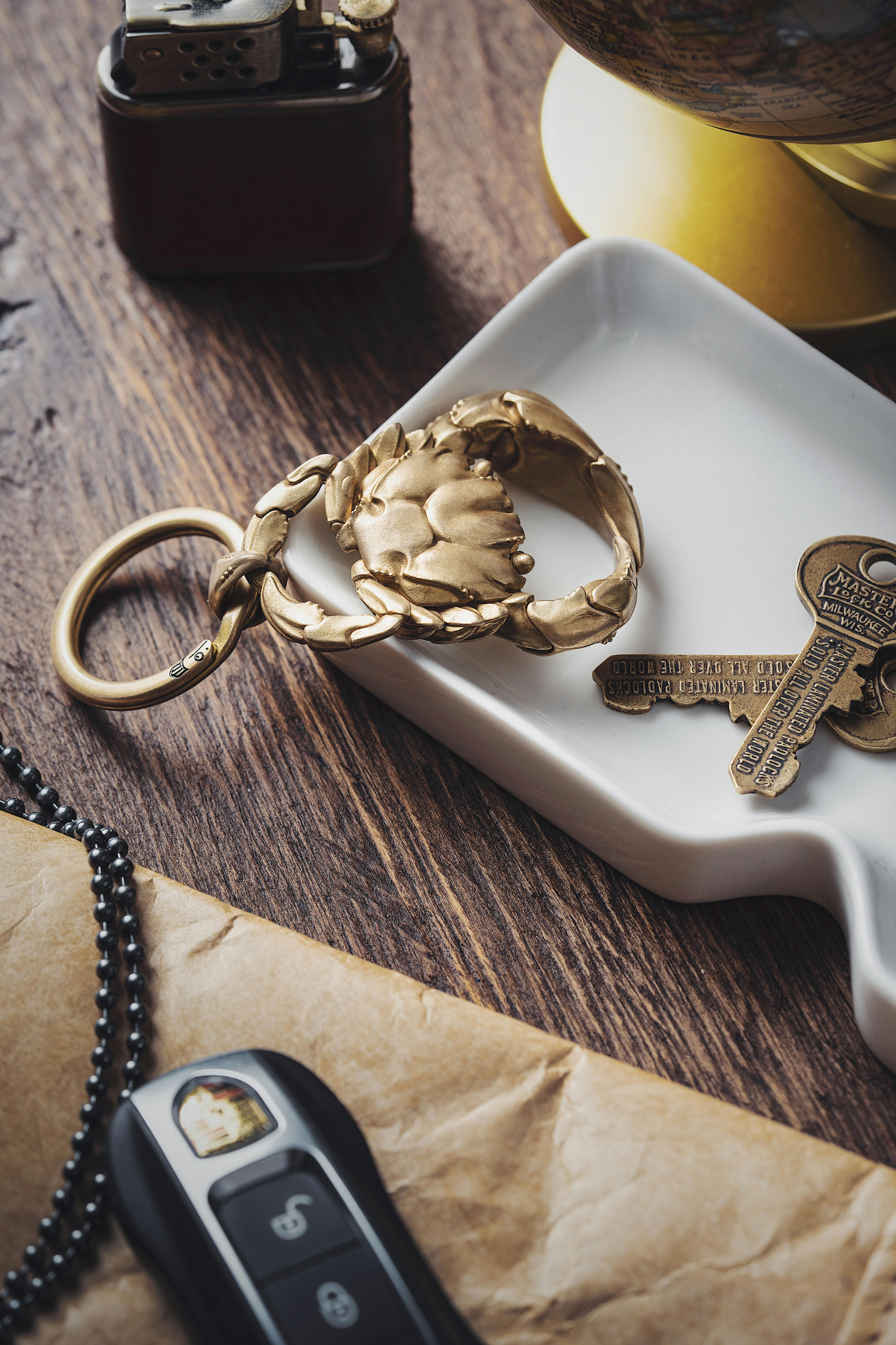Golden Crab Keychain · Free Stock Photo