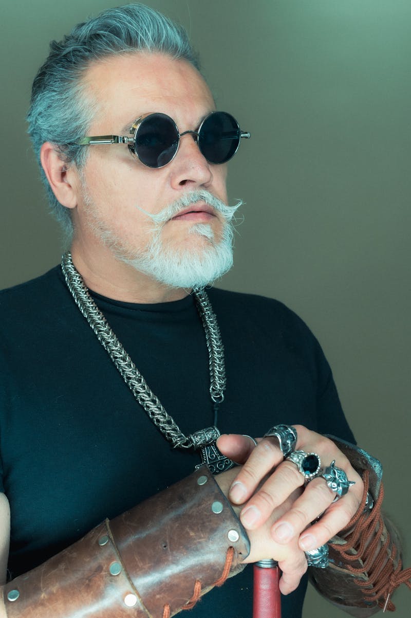 Raider Baik Photos, Download The BEST Free Raider Baik Stock Photos ...