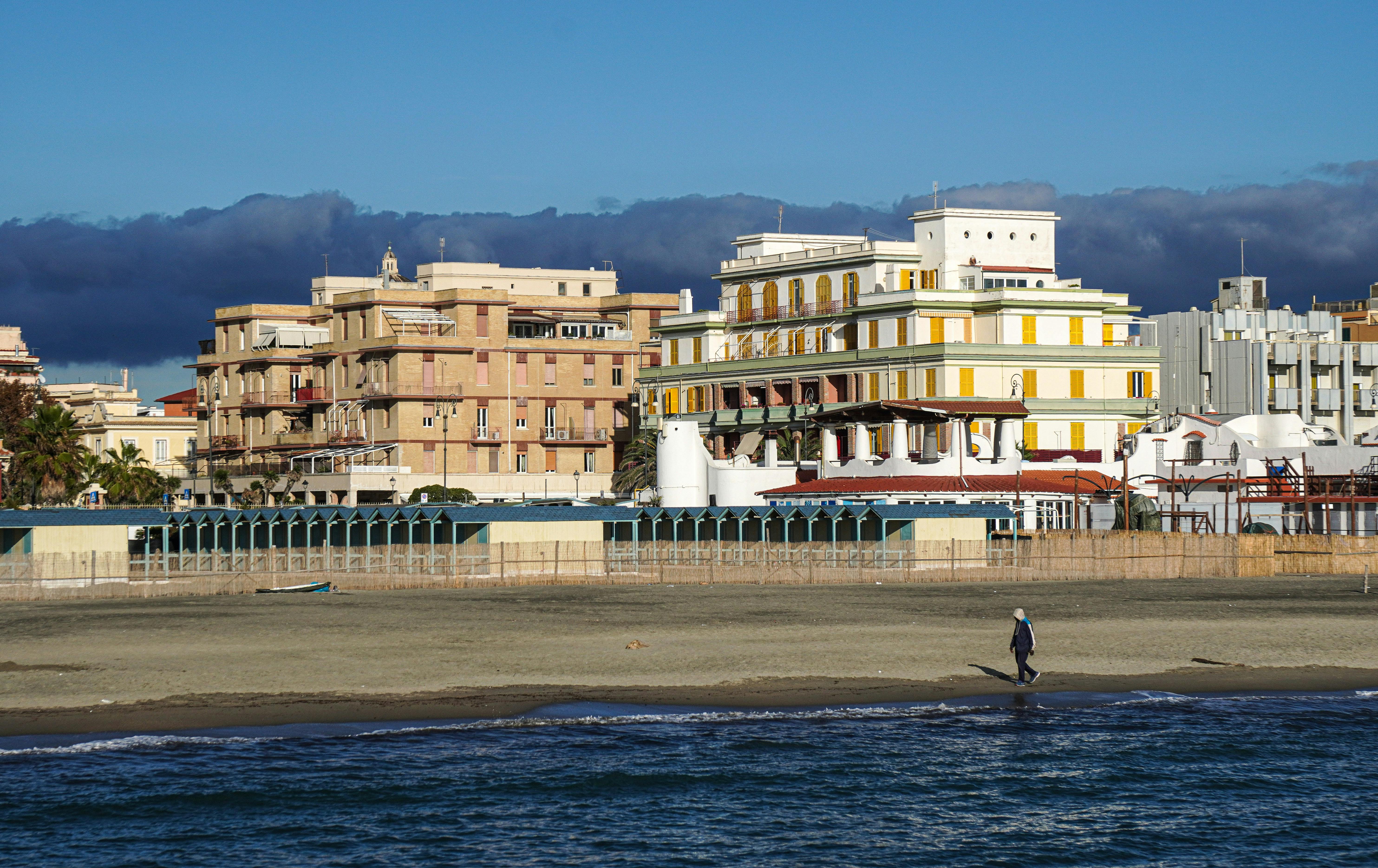 Beach in Town on Sea Shore · Free Stock Photo
