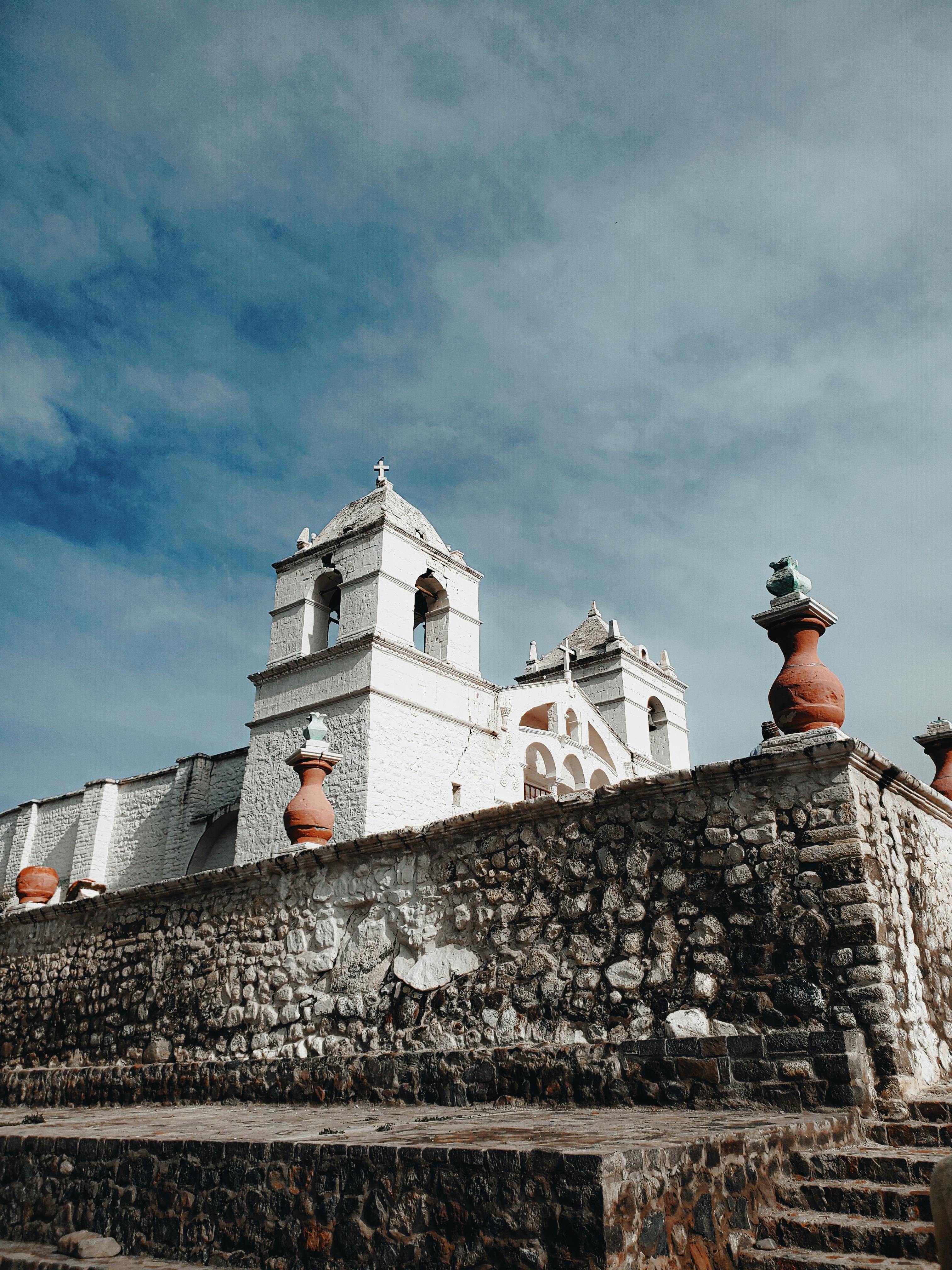 A Traditional Church Made of Stone · Free Stock Photo