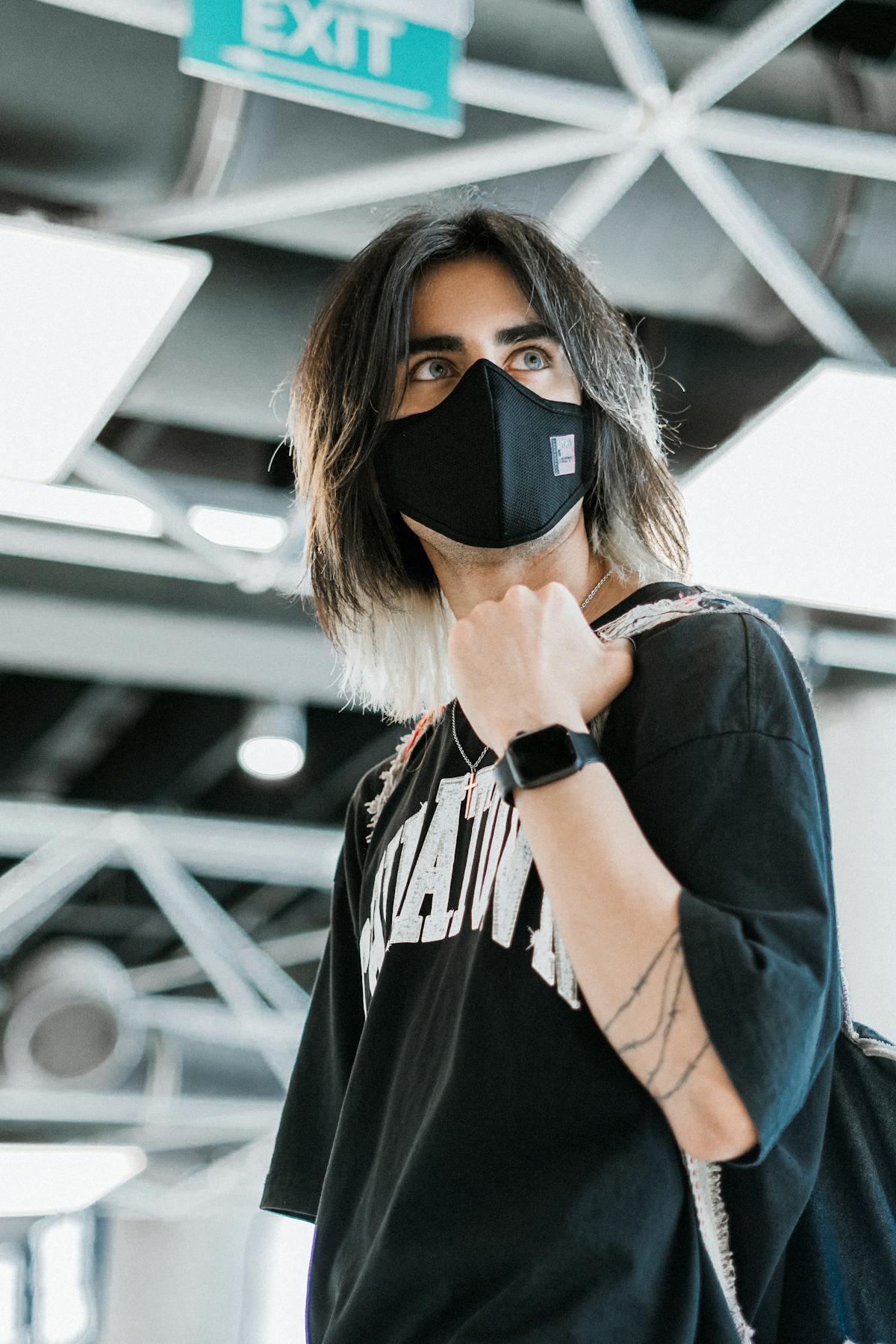 Alen Mask Photos, Download The BEST Free Alen Mask Stock Photos & HD Images