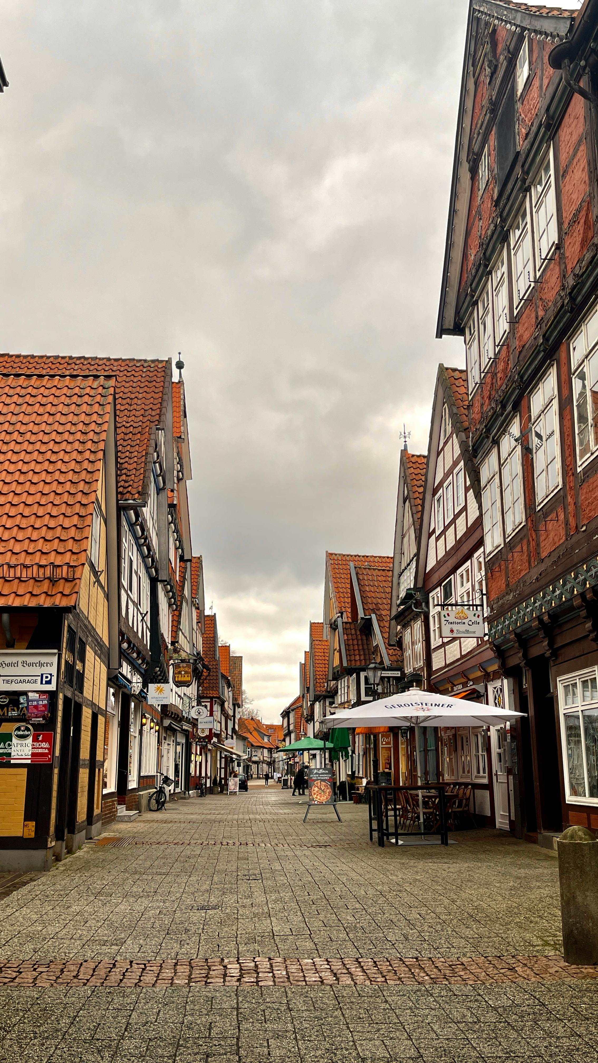 Urban Houses Photos, Download The BEST Free Urban Houses Stock Photos ...