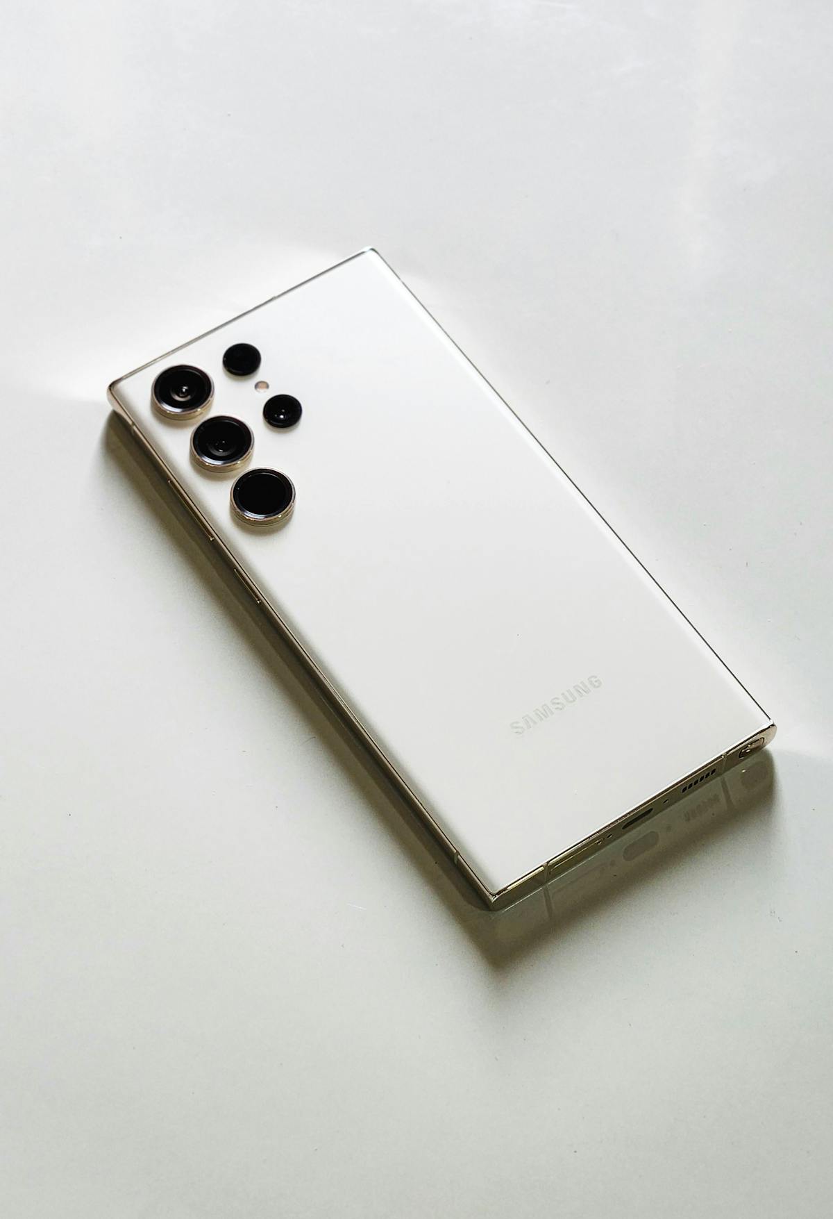 Samsung Phone Photos, Download The BEST Free Samsung Phone Stock Photos ...