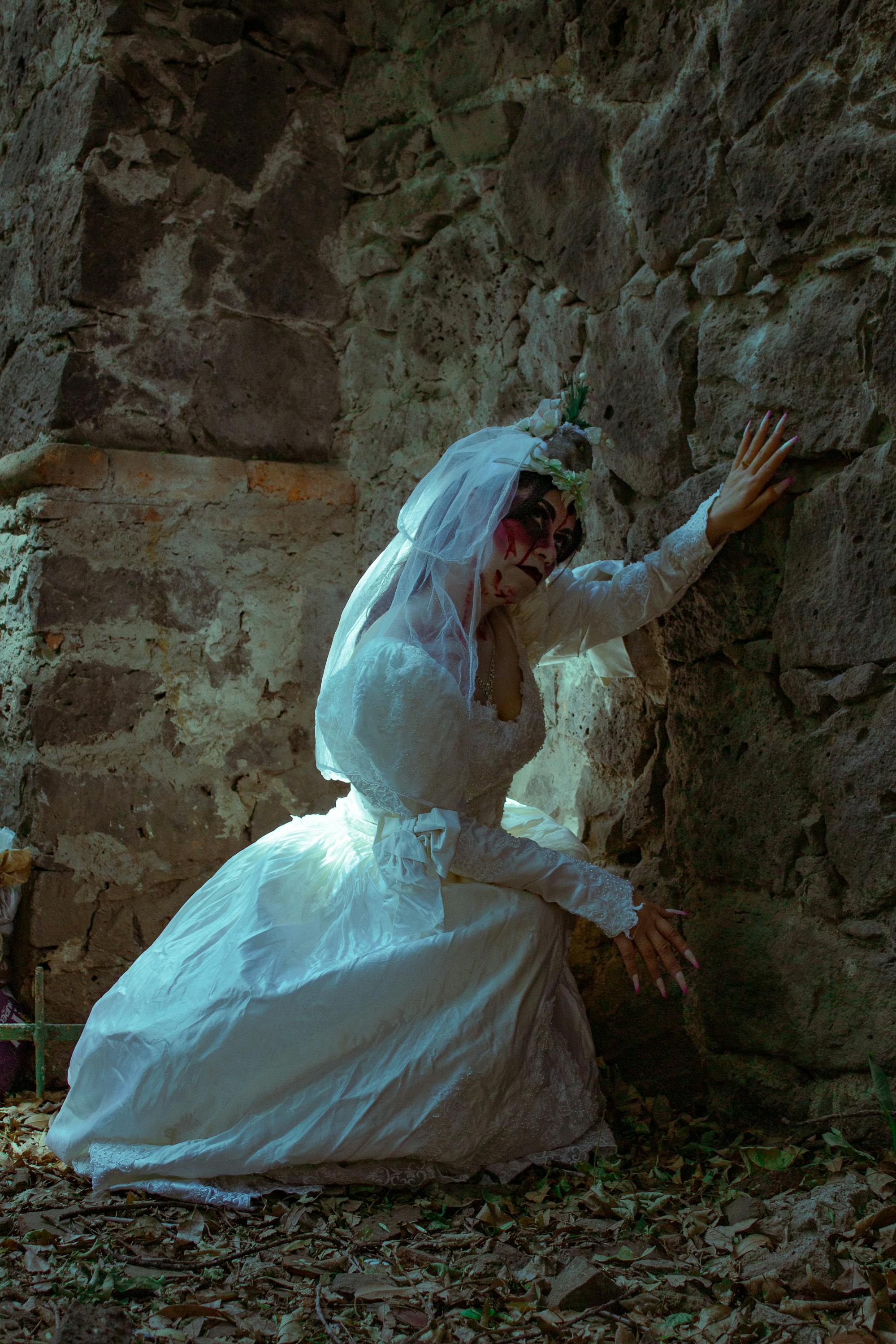 Spooky Bride among Stone Ruins · Free Stock Photo