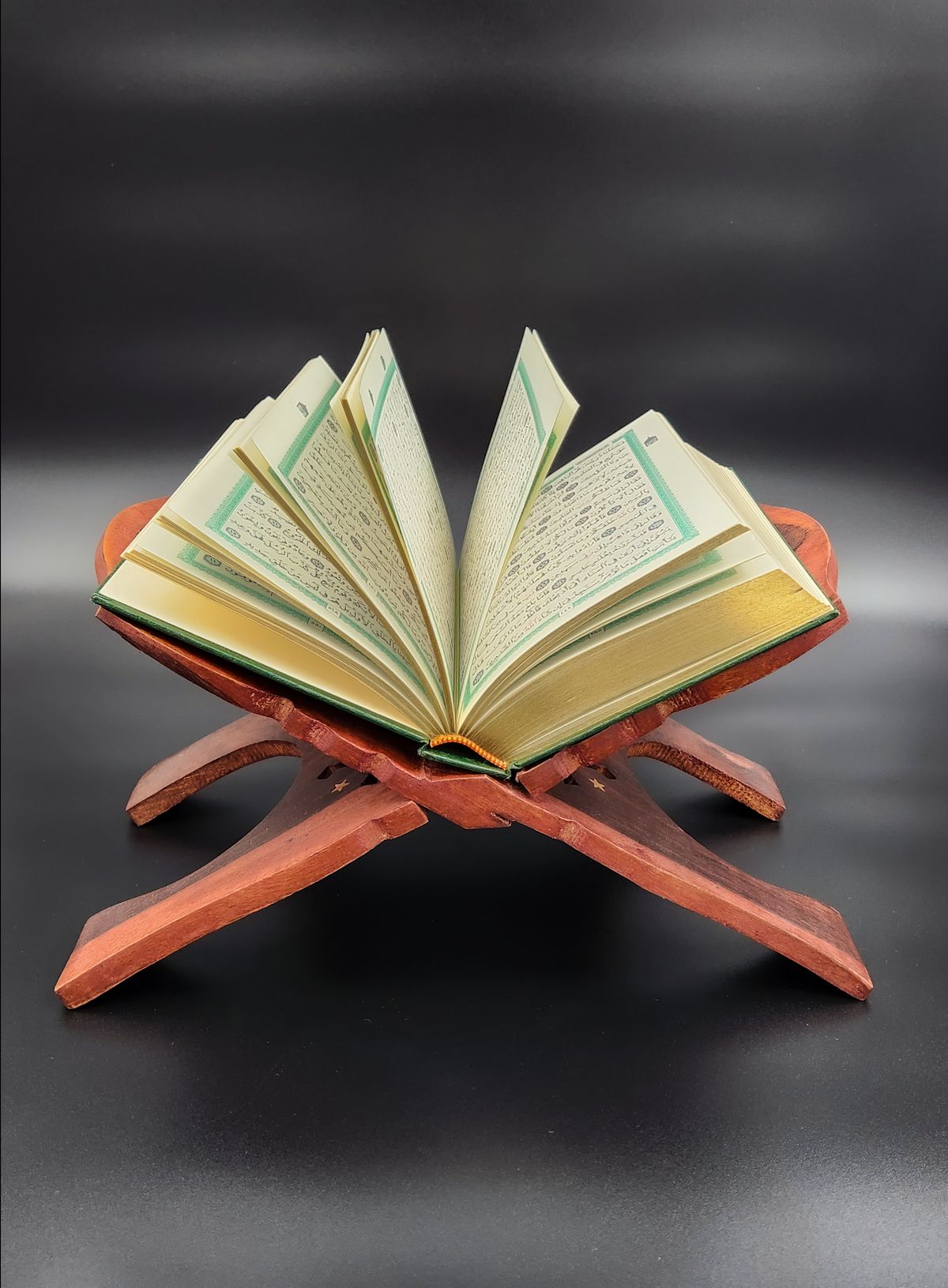 Quran Photos, Download The BEST Free Quran Stock Photos & HD Images