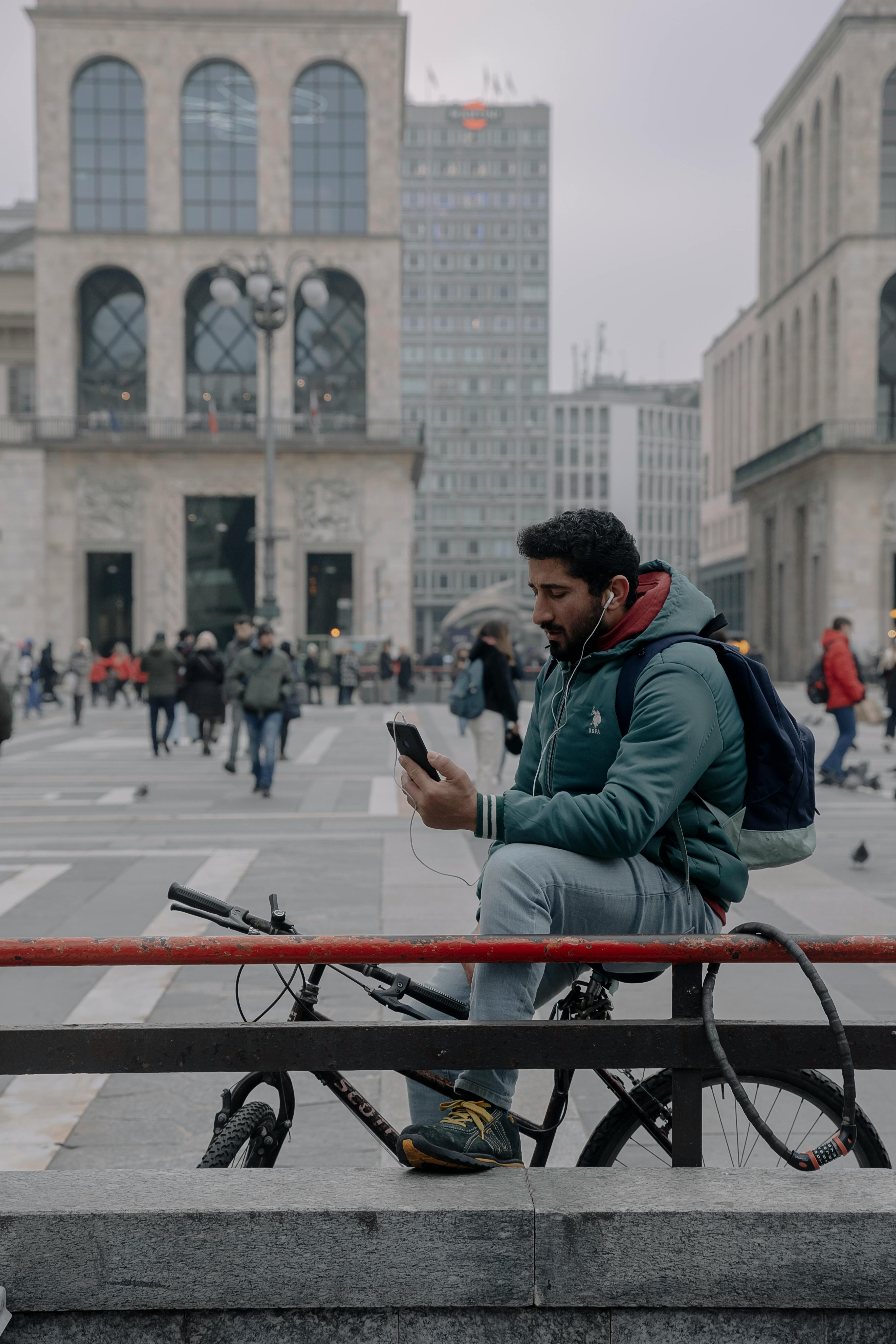 Mac Bike Photos, Download The BEST Free Mac Bike Stock Photos & HD Images