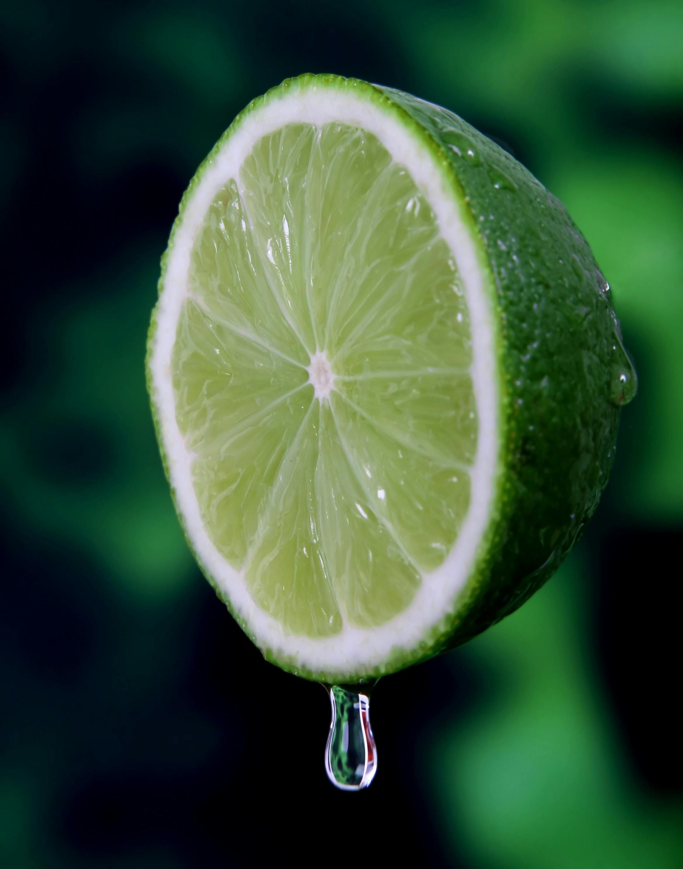 Sliced Lime · Free Stock Photo