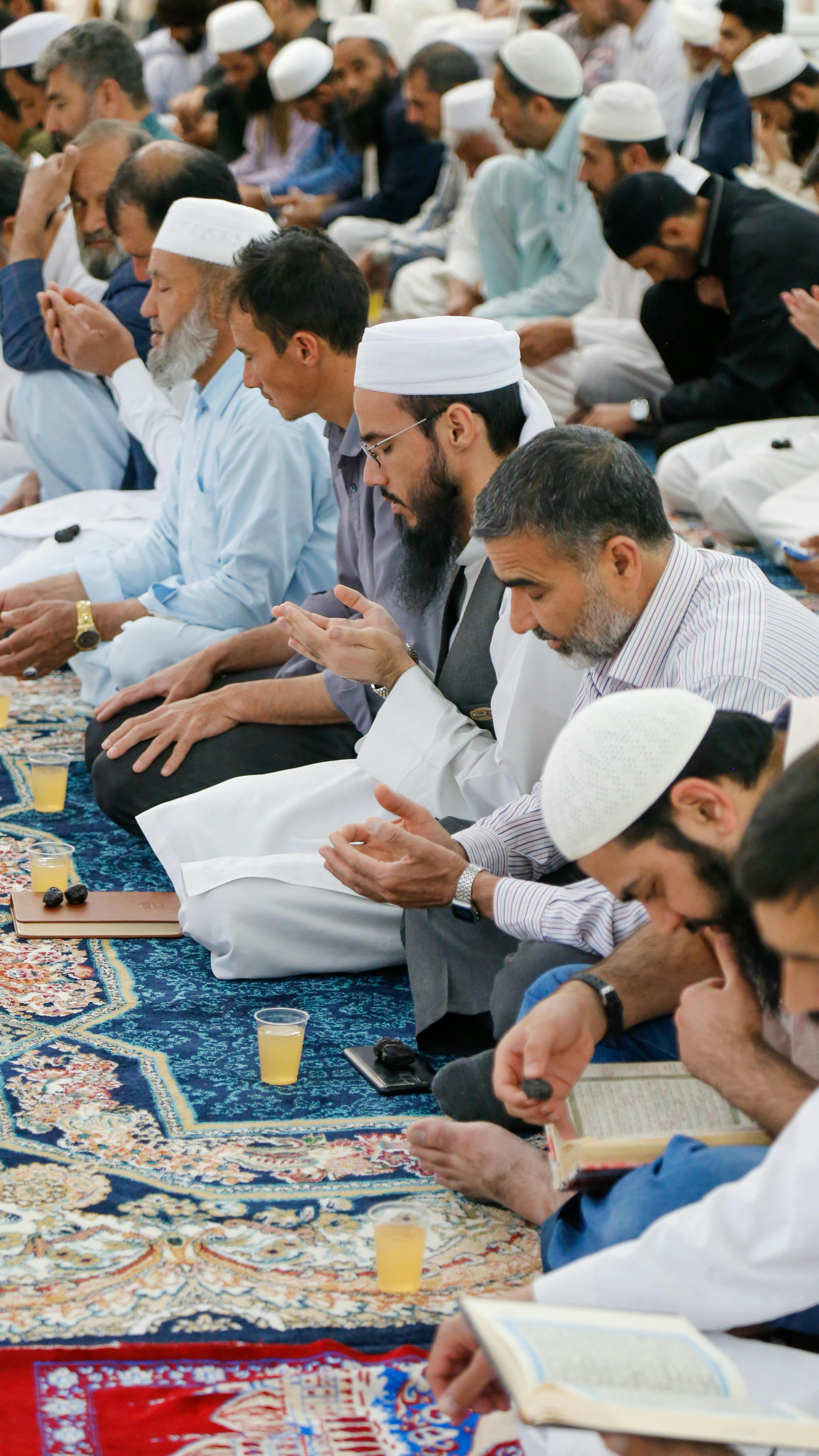 People Praying in Mosque · Free Stock Photo