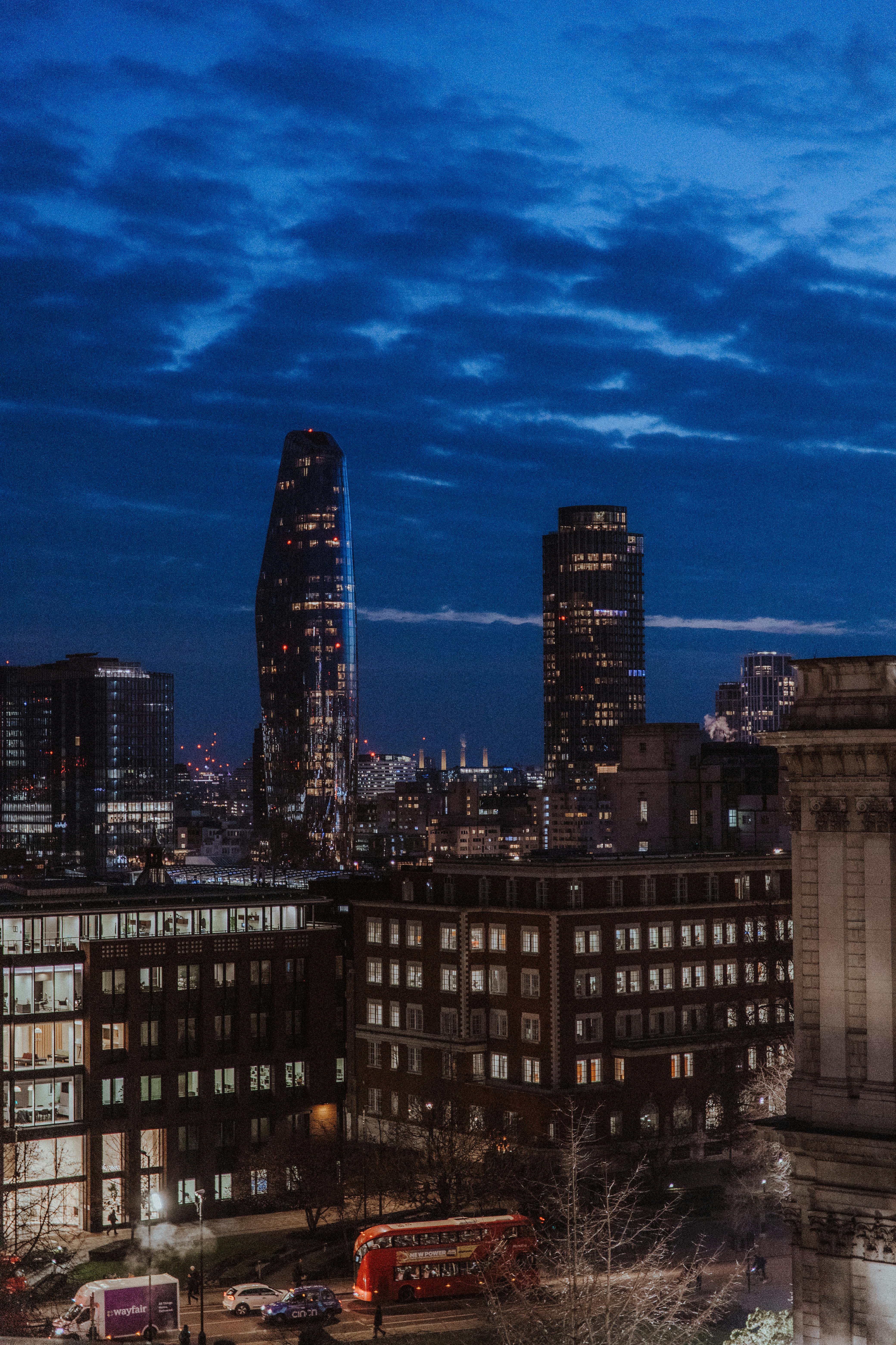 Cityscape of London at Night · Free Stock Photo