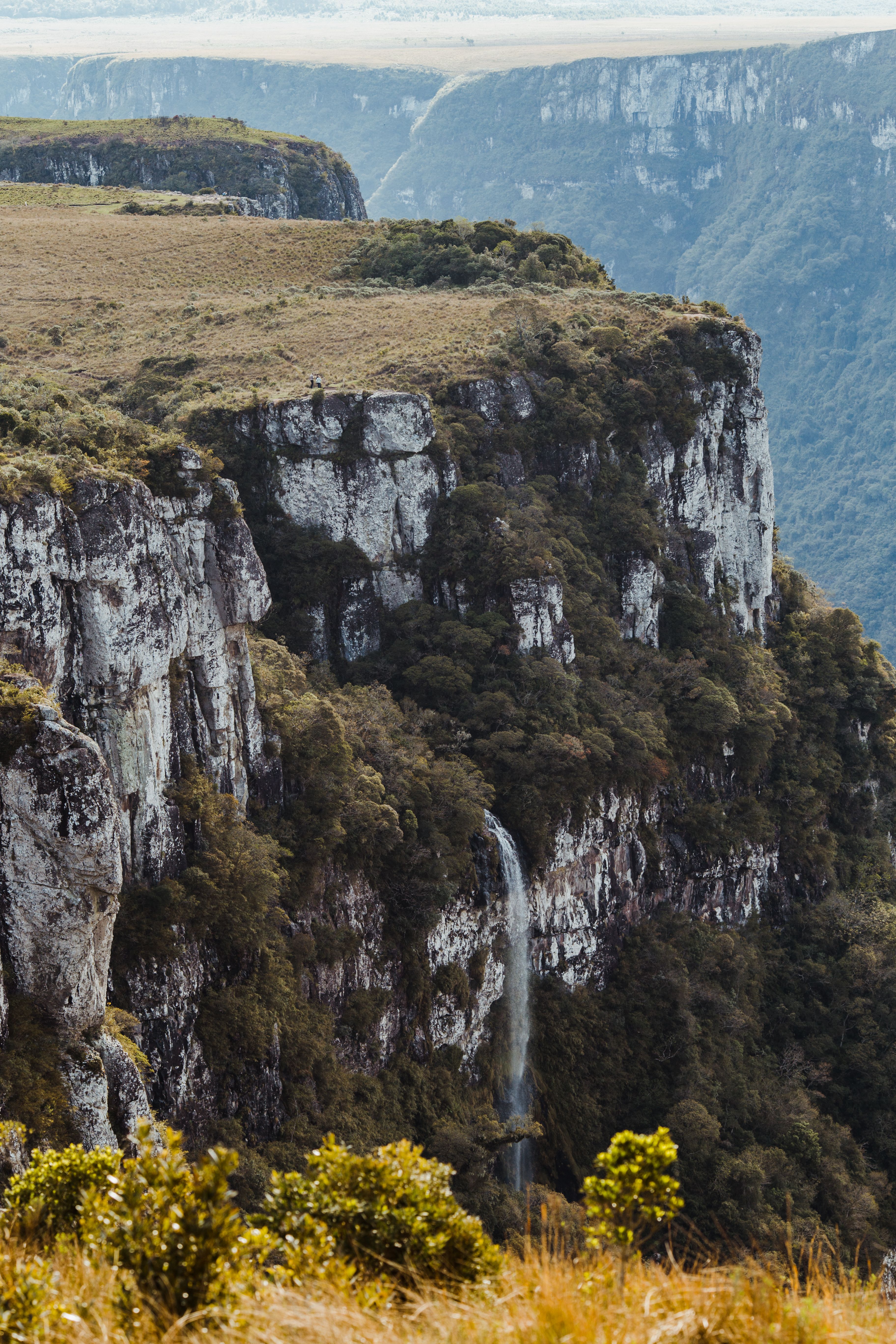 Waterfall on Cliff Rocks · Free Stock Photo